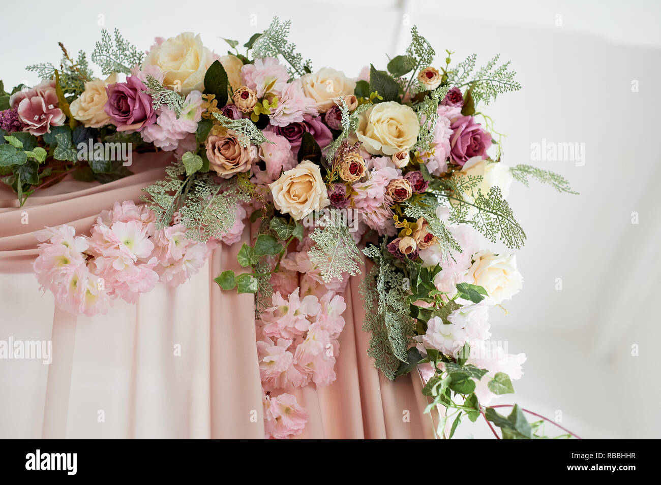 Canopy decorated with flowers .Closely. Pink chiffon Stock Photo - Alamy