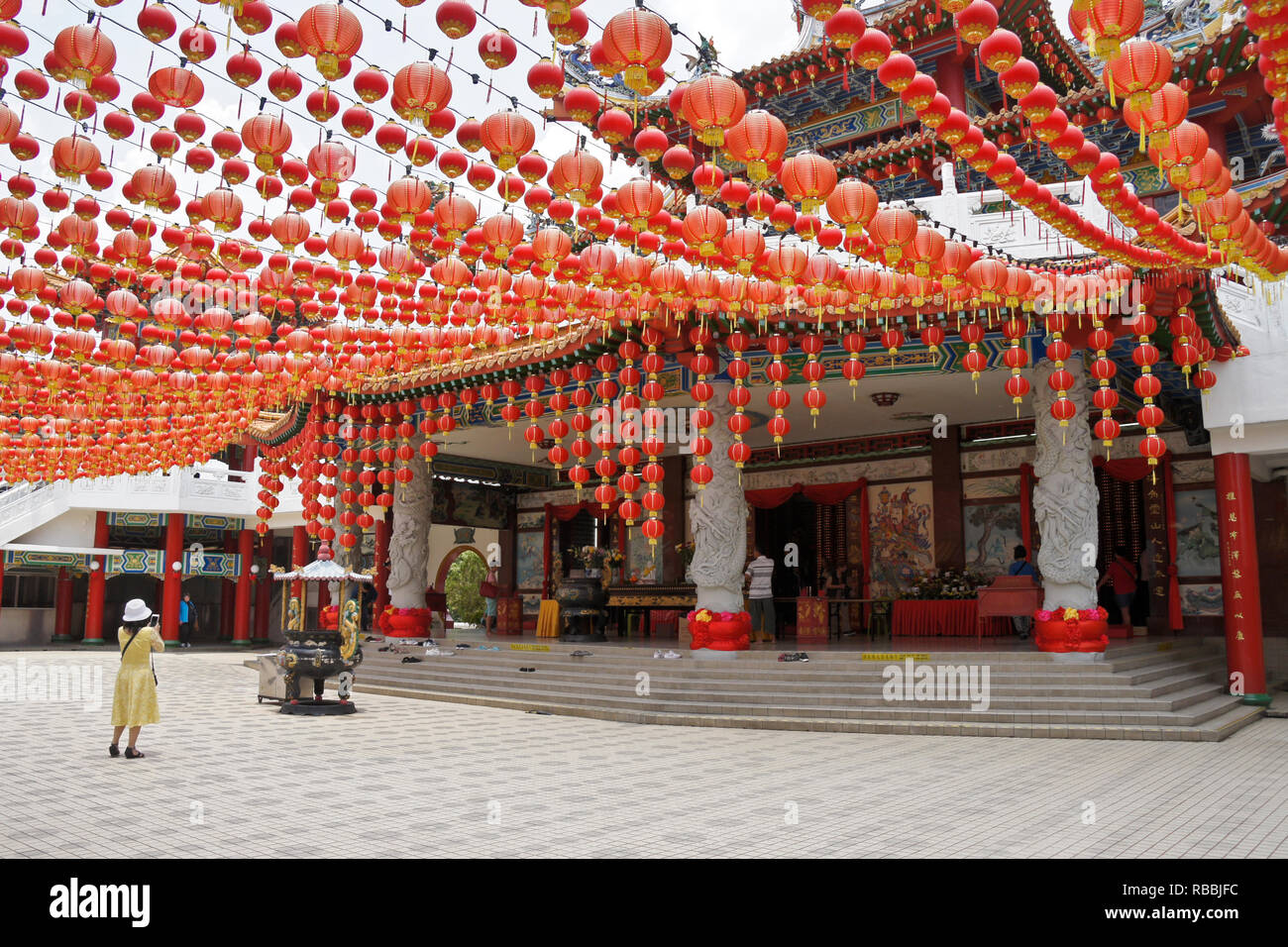 Thean Hou Buddhist temple (Temple of the Goddess of Heaven), dedicated ...