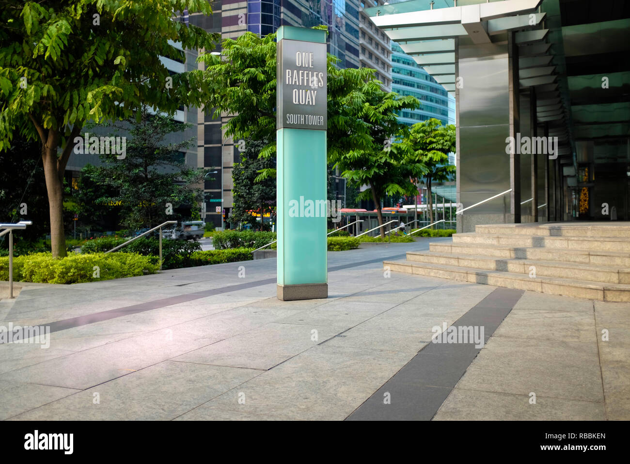 One raffles place entrance hi-res stock photography and images - Alamy