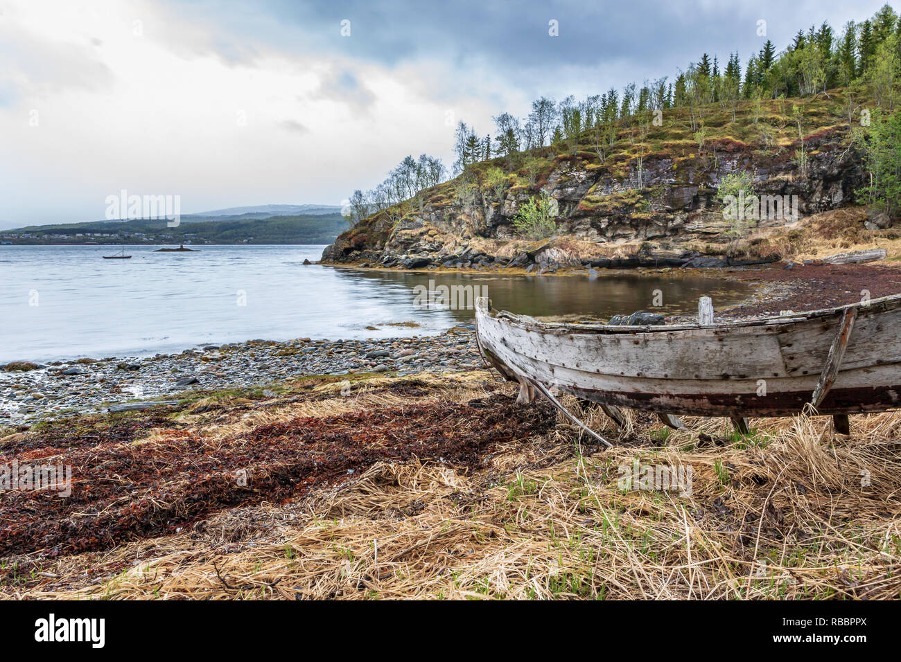 The landscape view of Senja Island beyond the Polar Circle in Norway ...