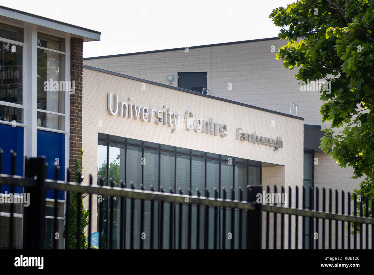Farnborough hampshire building hi-res stock photography and images - Alamy