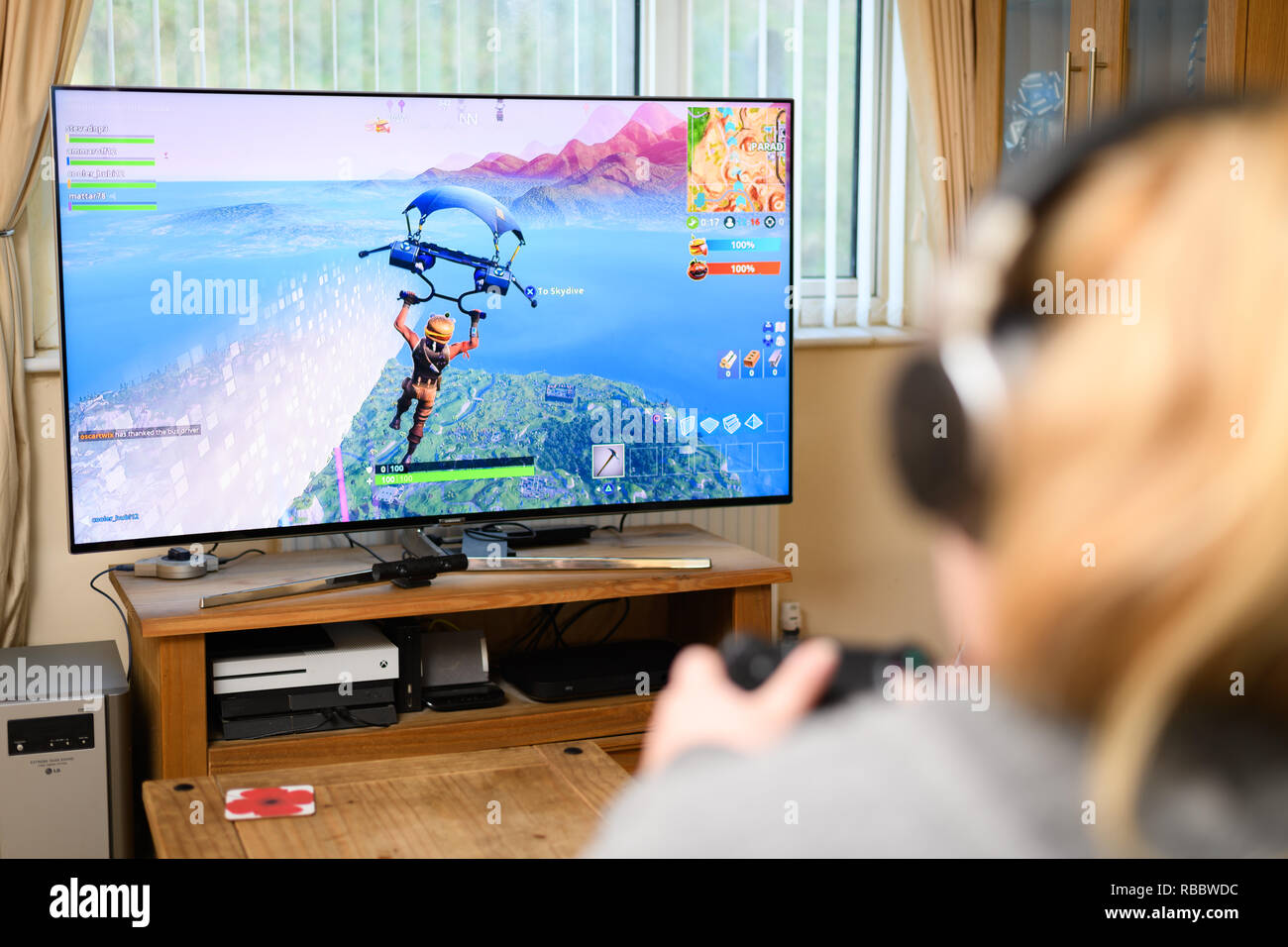 Fortnite hi-res stock photography and images - Alamy