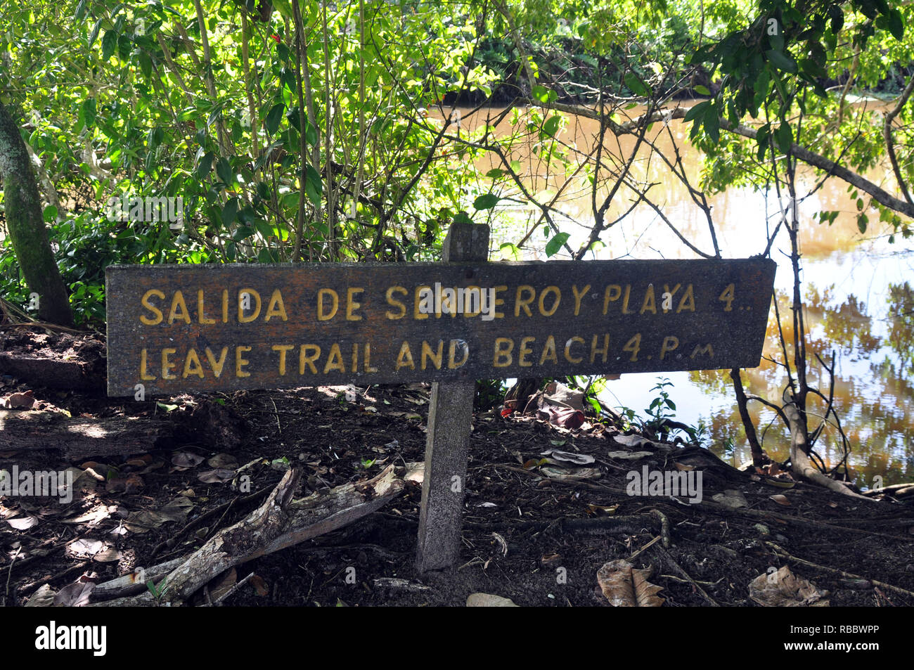 Nature preserve sign hi-res stock photography and images - Alamy