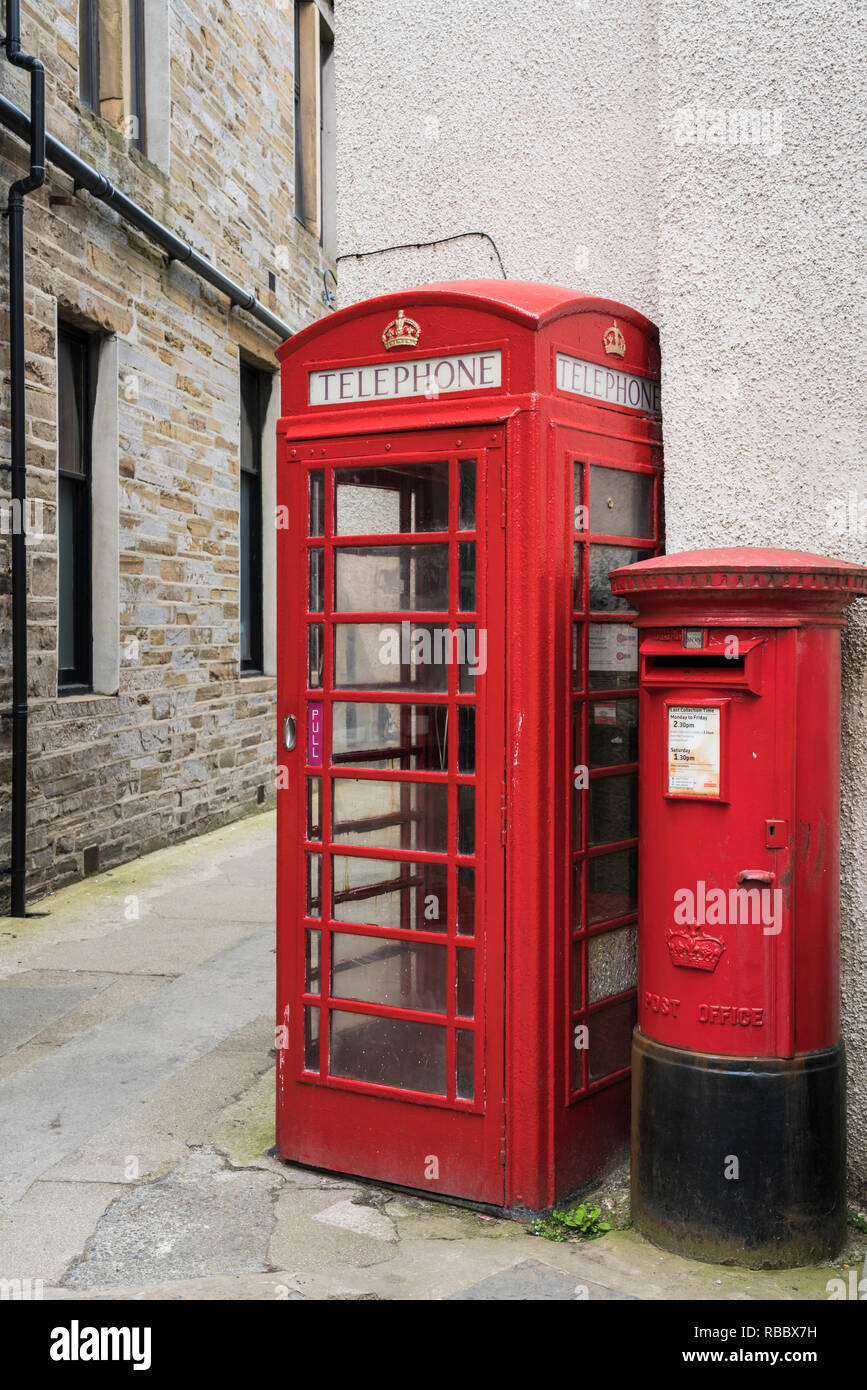 British mailbox hi-res stock photography and images - Alamy