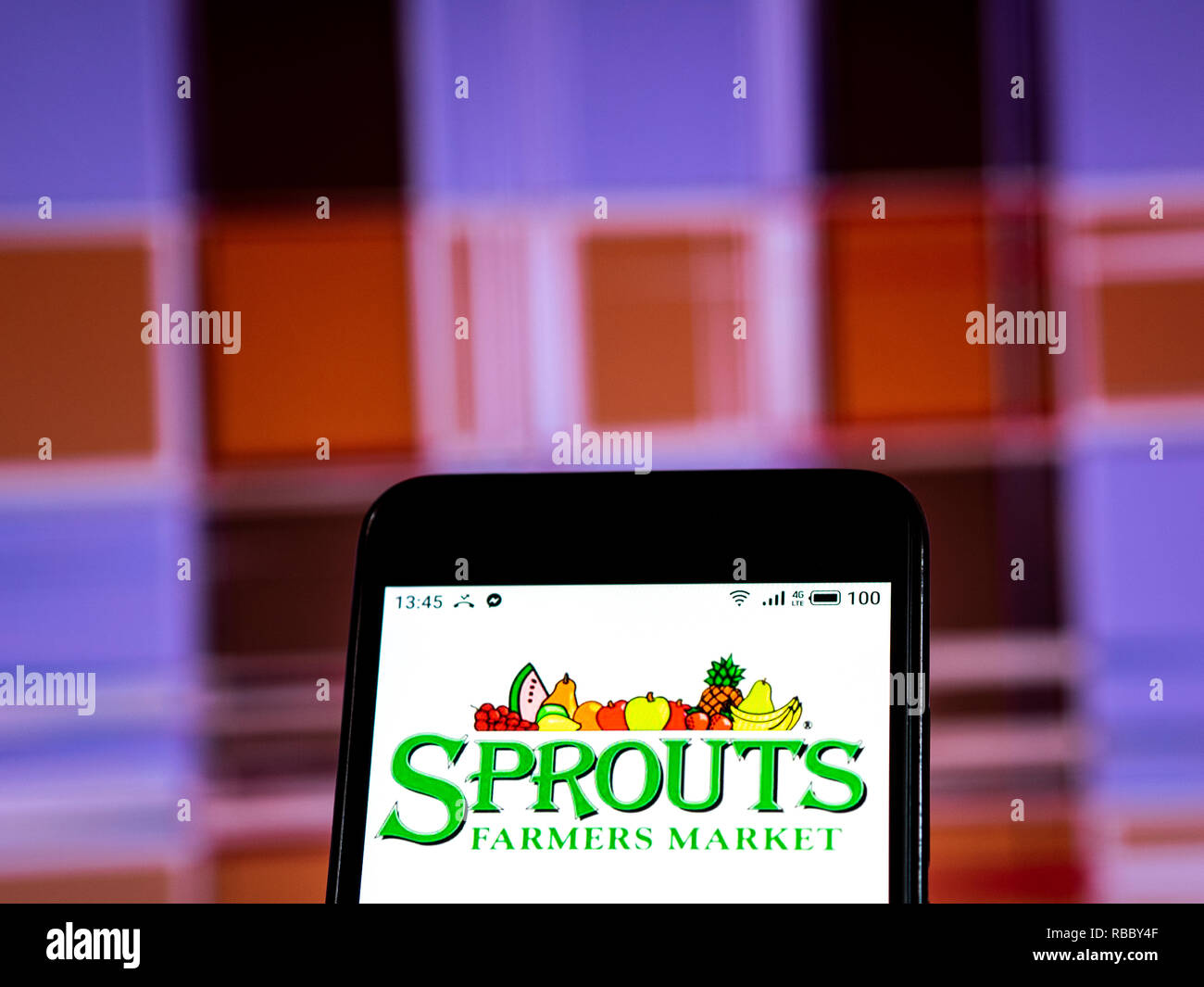 Sprouts logo hi-res stock photography and images - Alamy