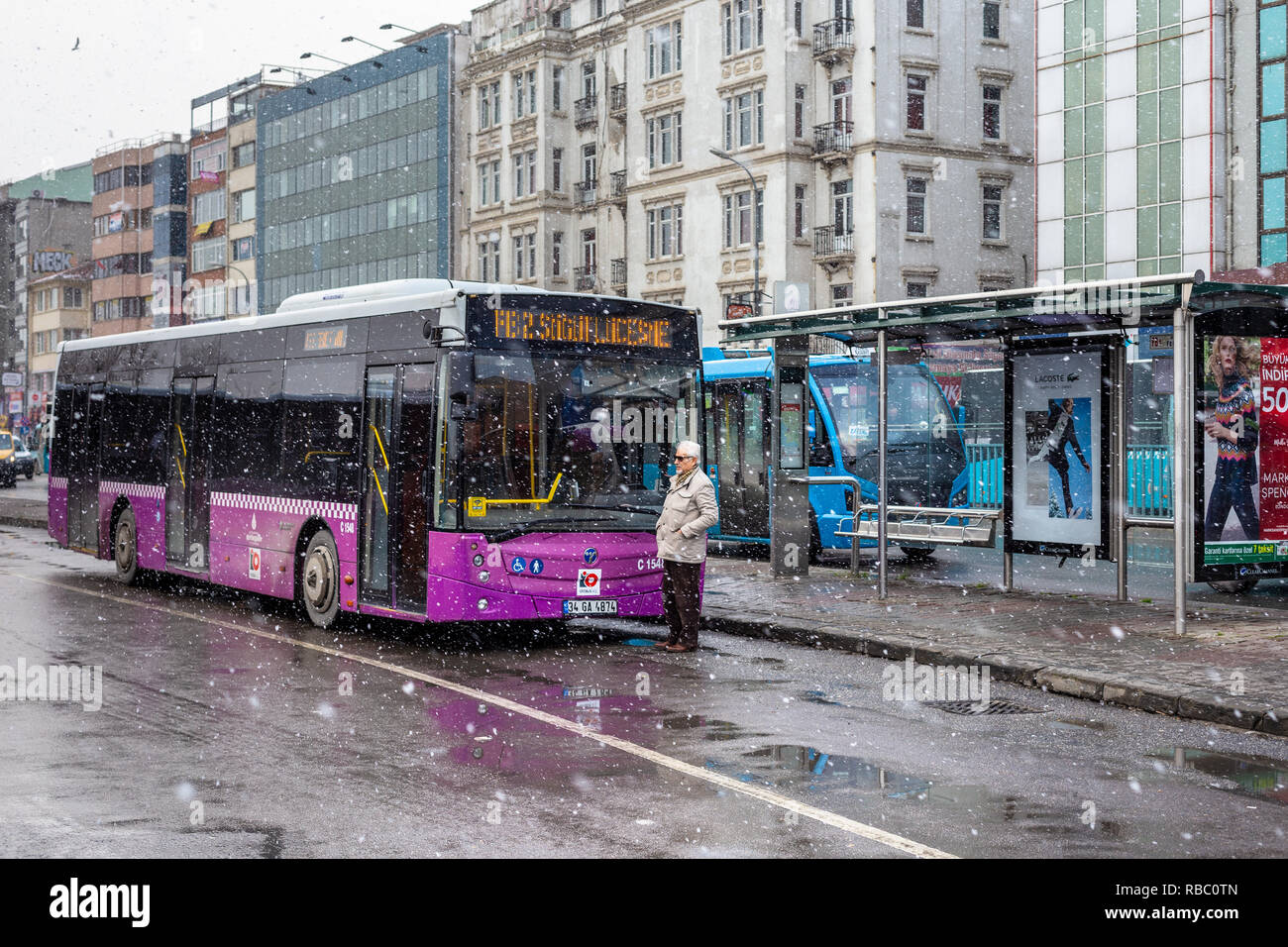 Public bus station hi-res stock photography and images - Alamy