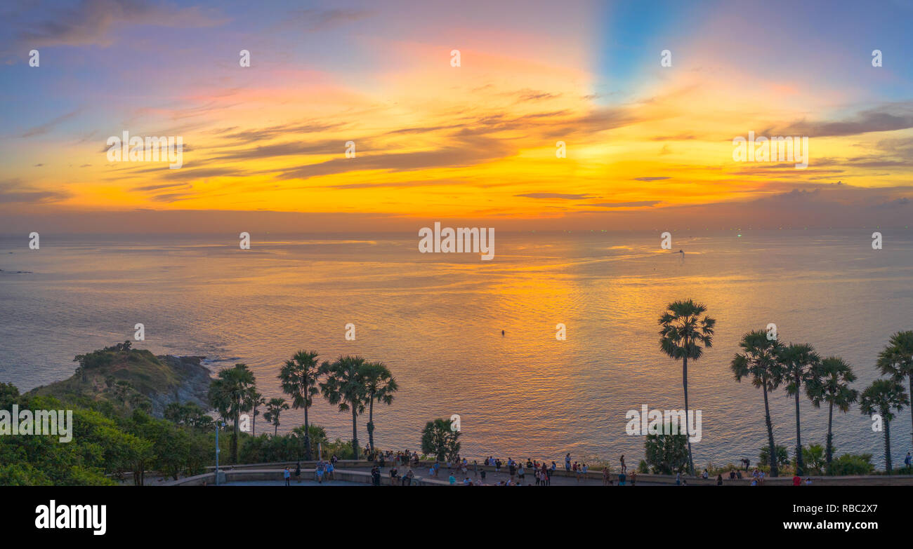 Promthep cape lighthouse hi-res stock photography and images - Alamy