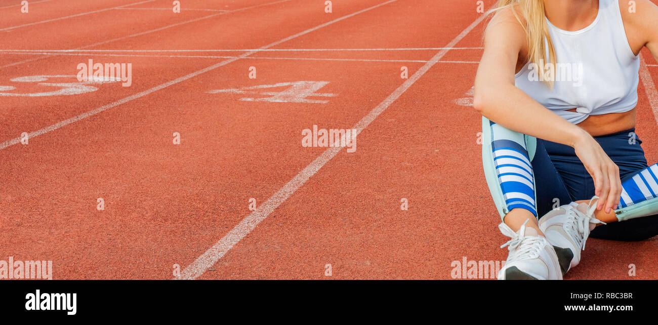 Woman competition track rest hi-res stock photography and images - Alamy