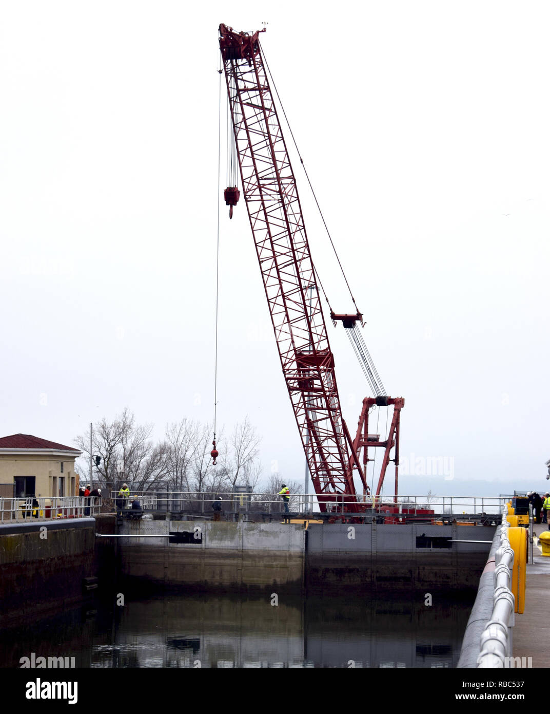 Black rock lock hi-res stock photography and images - Alamy