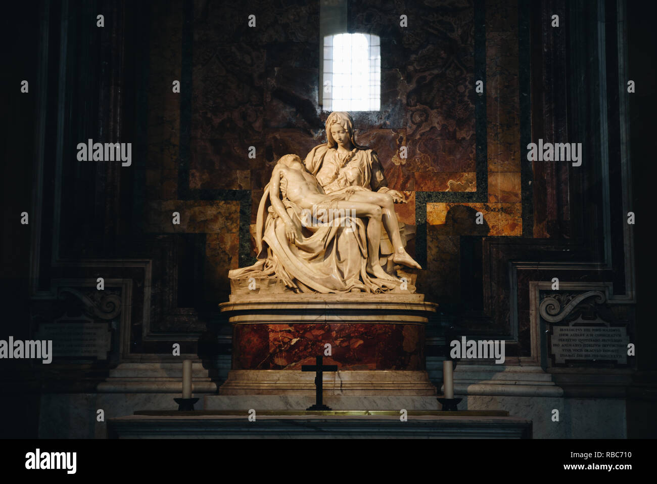 Michael angelo sculpture hi-res stock photography and images - Alamy