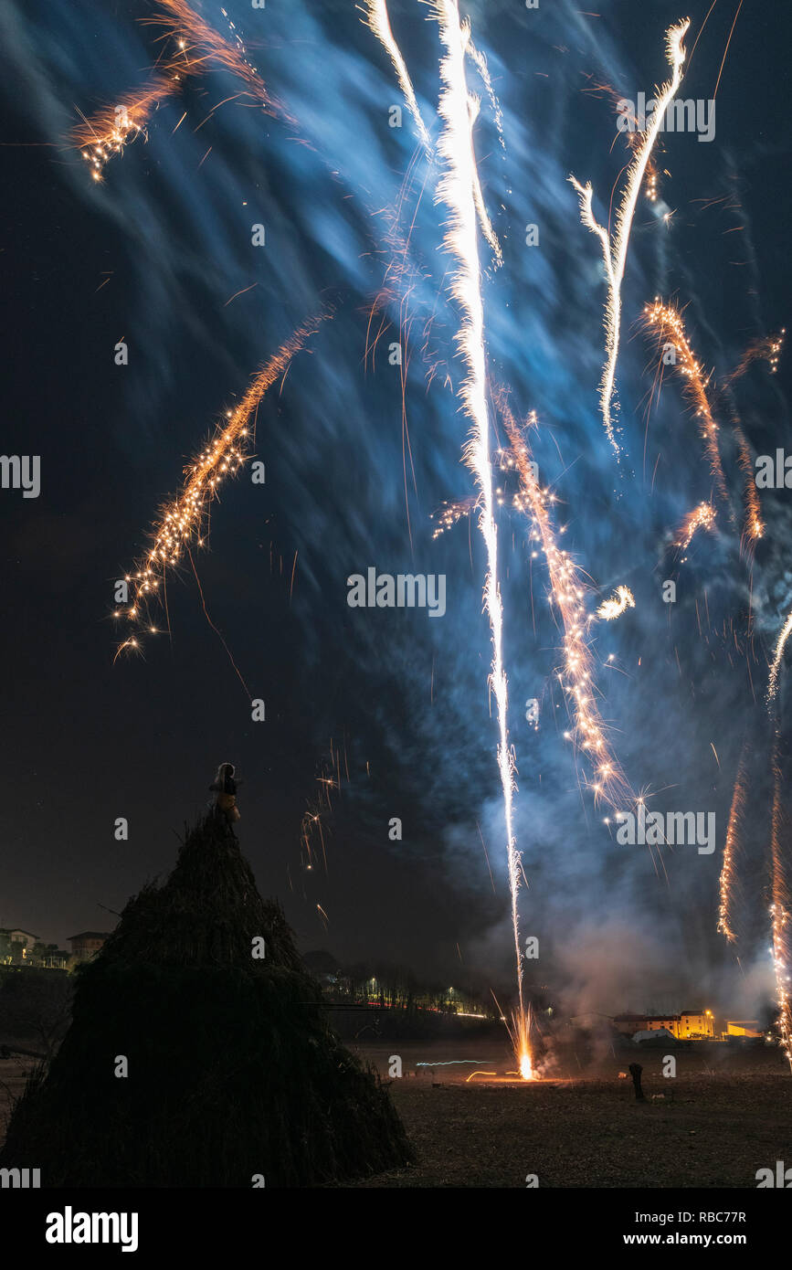 The ancient rites of the epiphanic fires in Friuli. Pignarul and ...