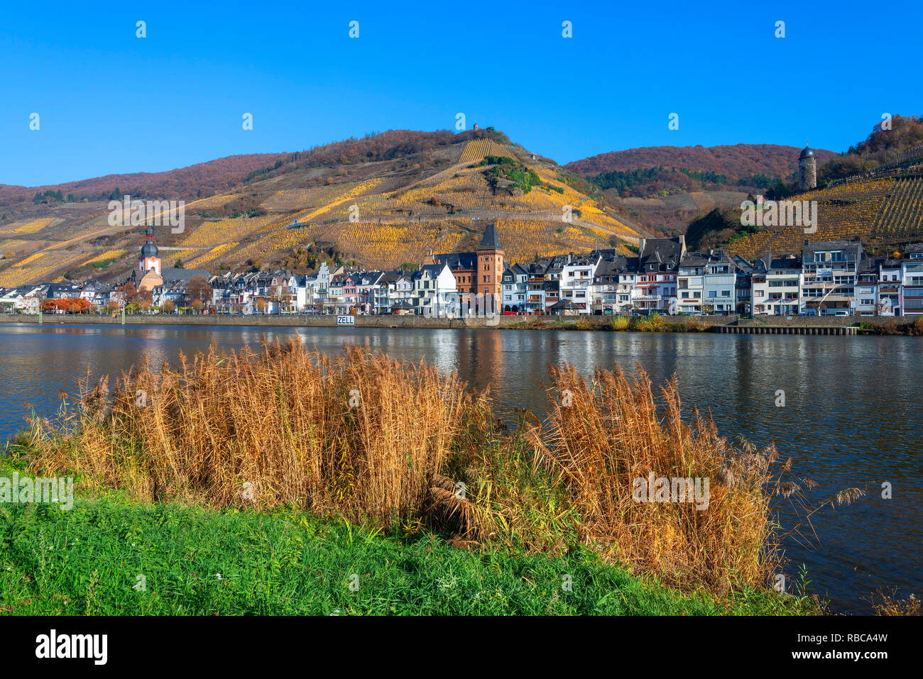 Germany rhineland palatinate moselle zell wine hi-res stock photography ...