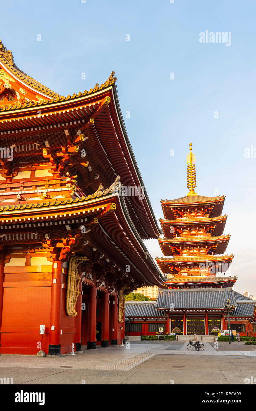 Senso-Ji temple and the Five-Storied Pagoda, Asakusa, Tokyo, Kanto ...