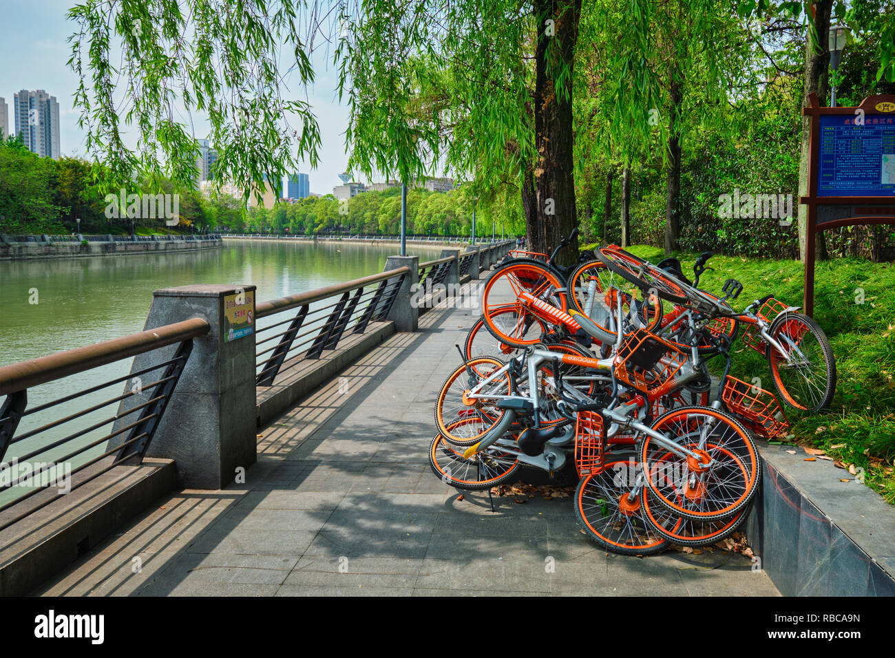 Chinese share bikes hi-res stock photography and images - Alamy
