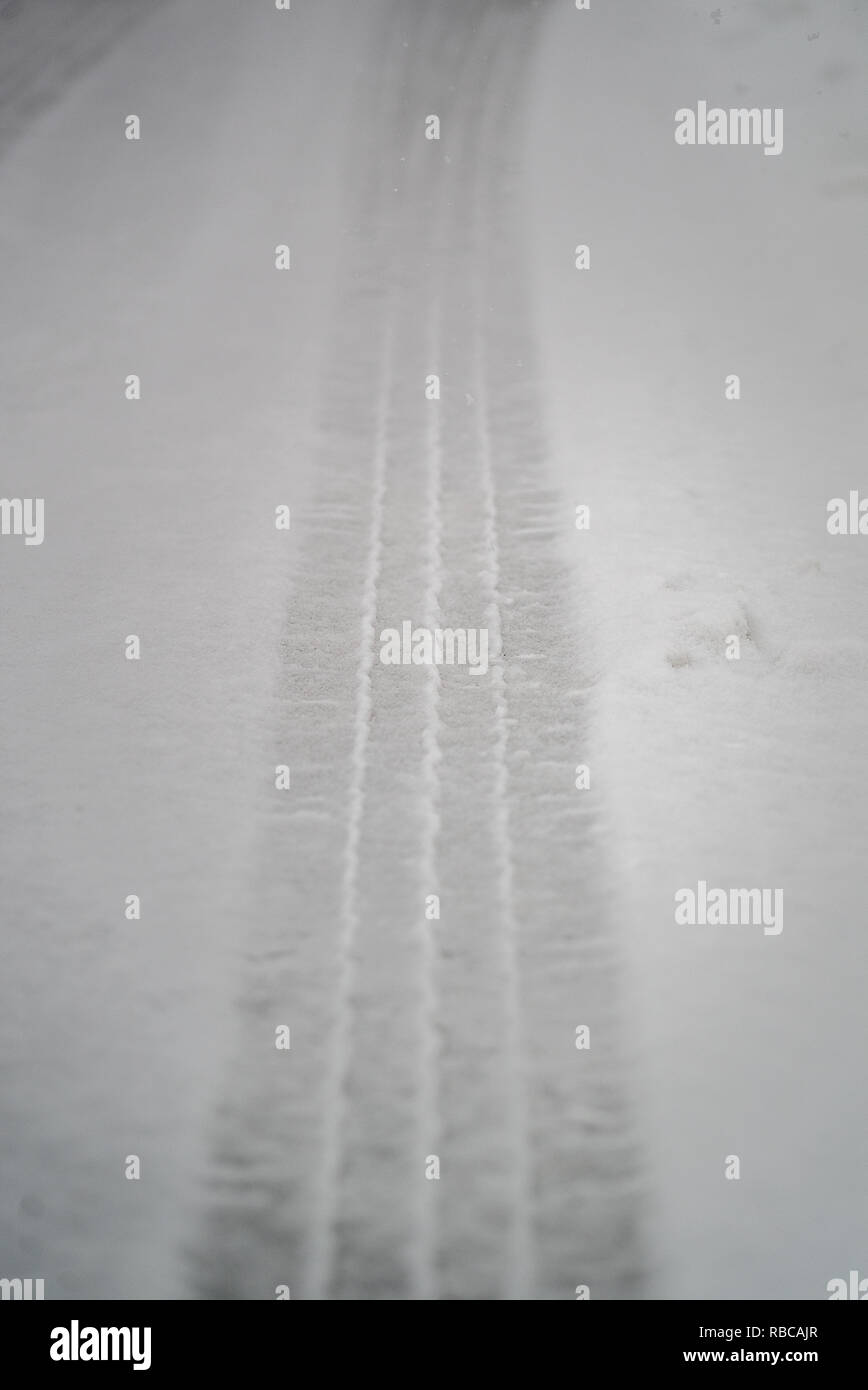 Straight ripple hi-res stock photography and images - Alamy