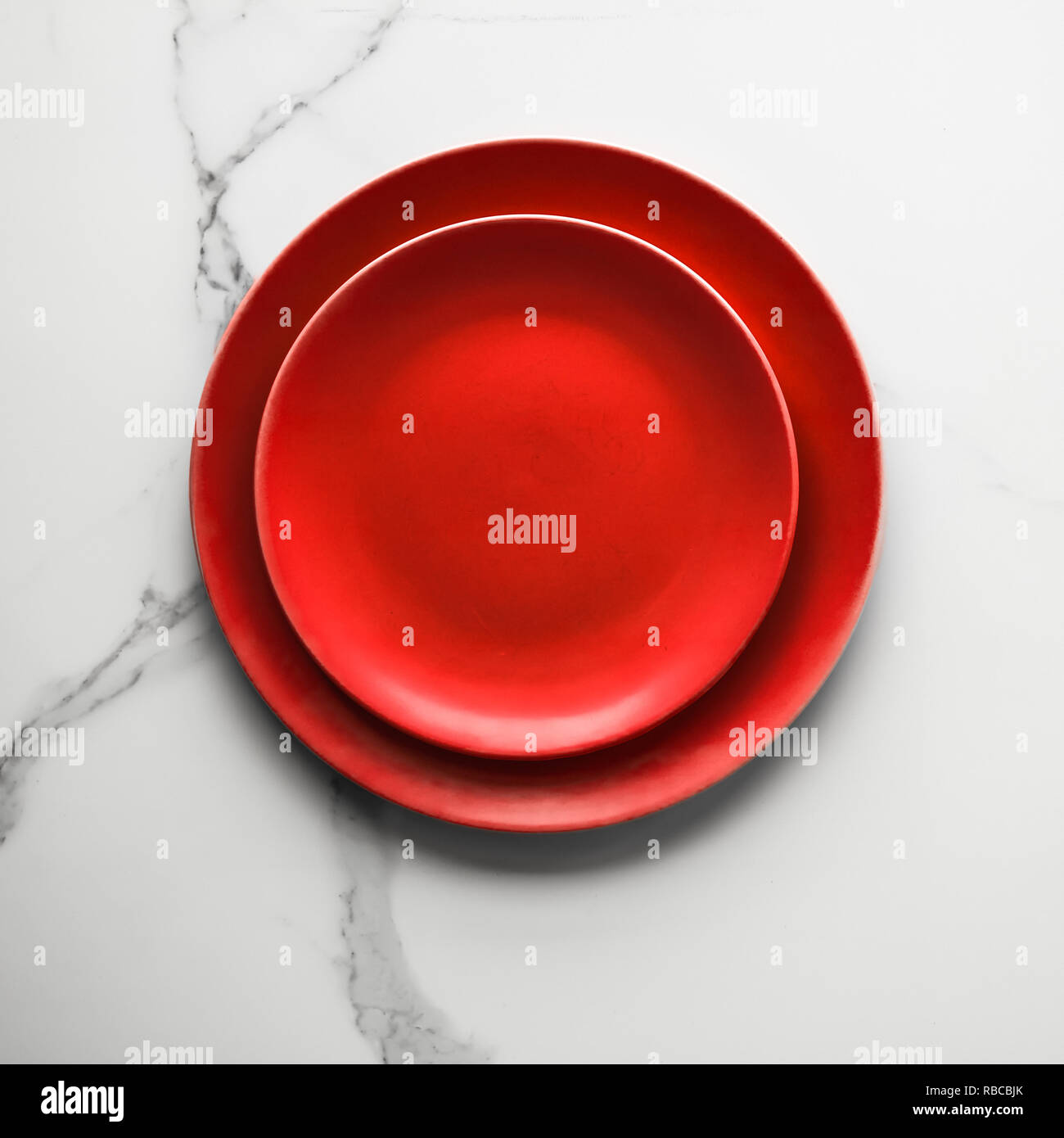 empty red plate on marble - recipe backgrounds, restaurant menu ...