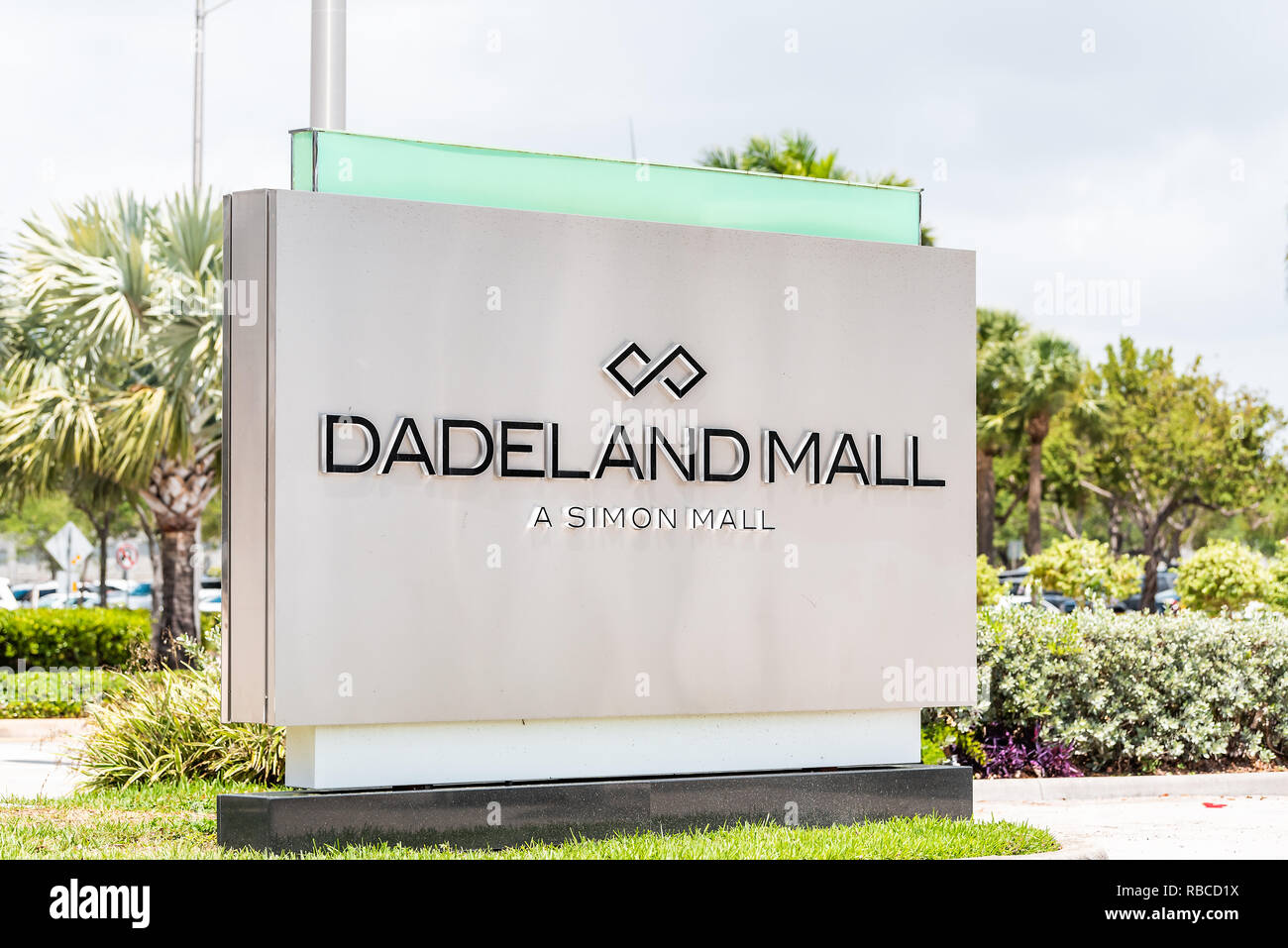 Dadeland mall hi-res stock photography and images - Alamy