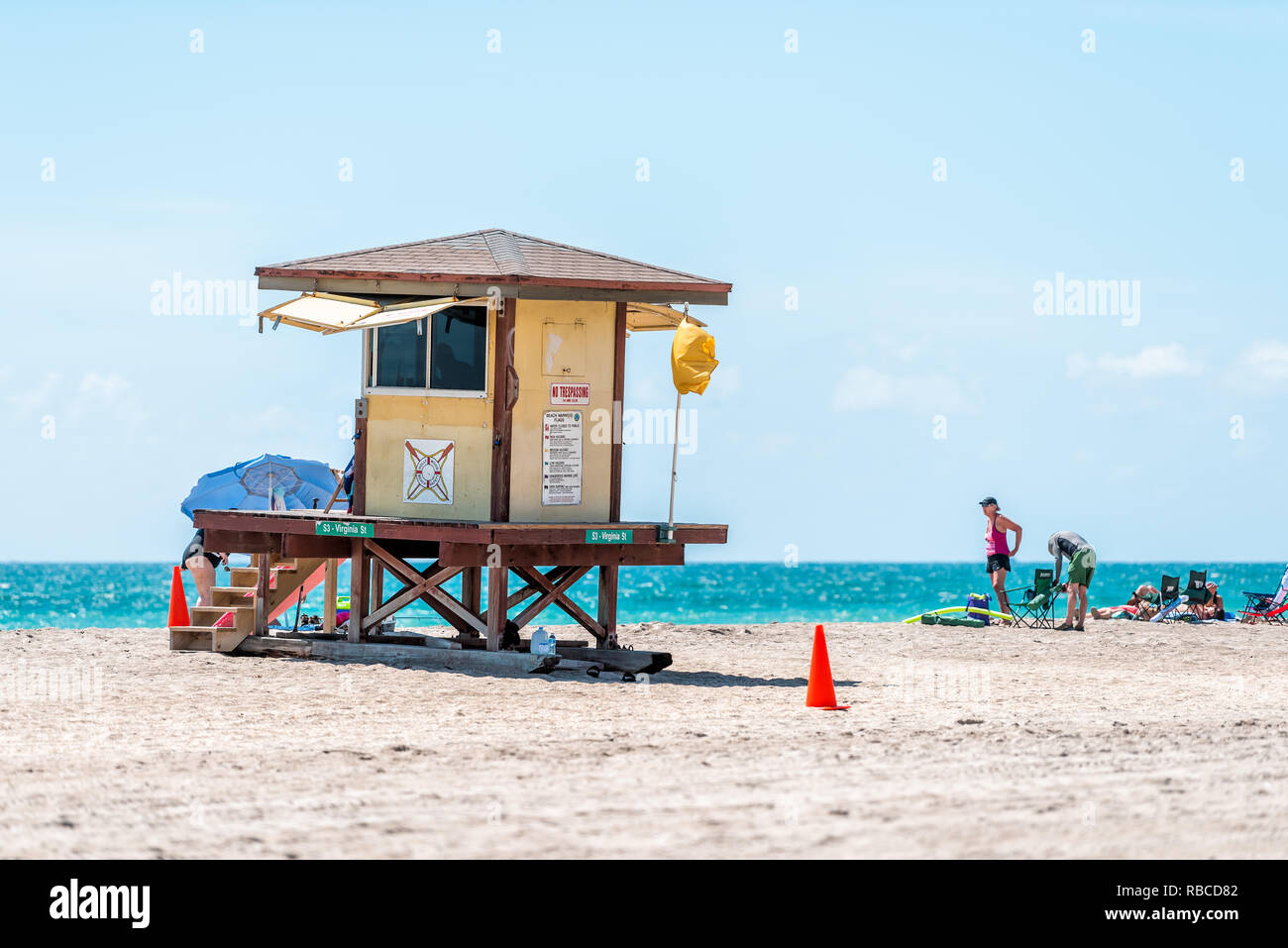 Old lifeguard station hi-res stock photography and images - Alamy