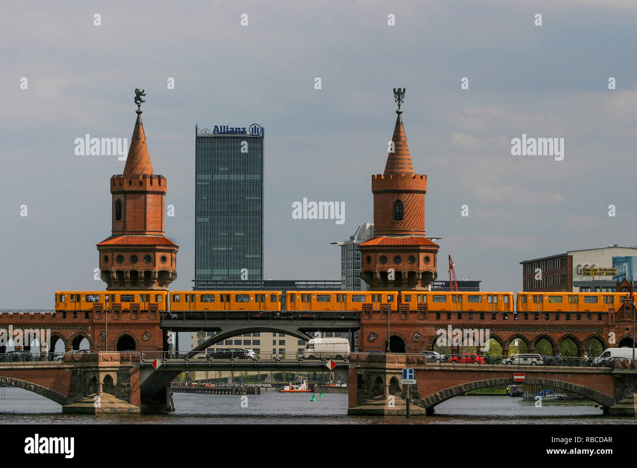 Oberbaum bridge, Oberbaumbrucke, Berlin, Germany Stock Photo - Alamy