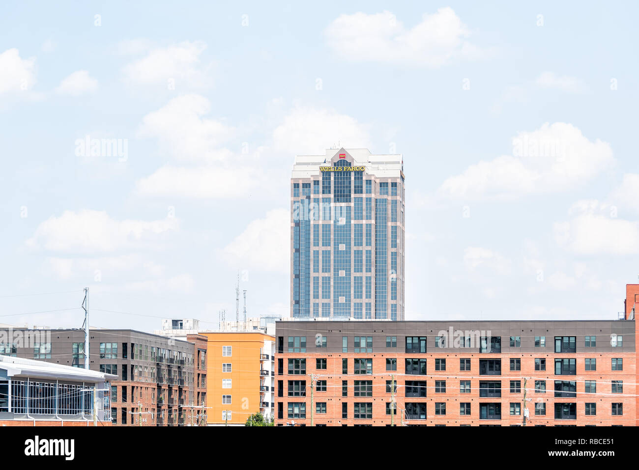 Wells fargo sign hi-res stock photography and images - Alamy