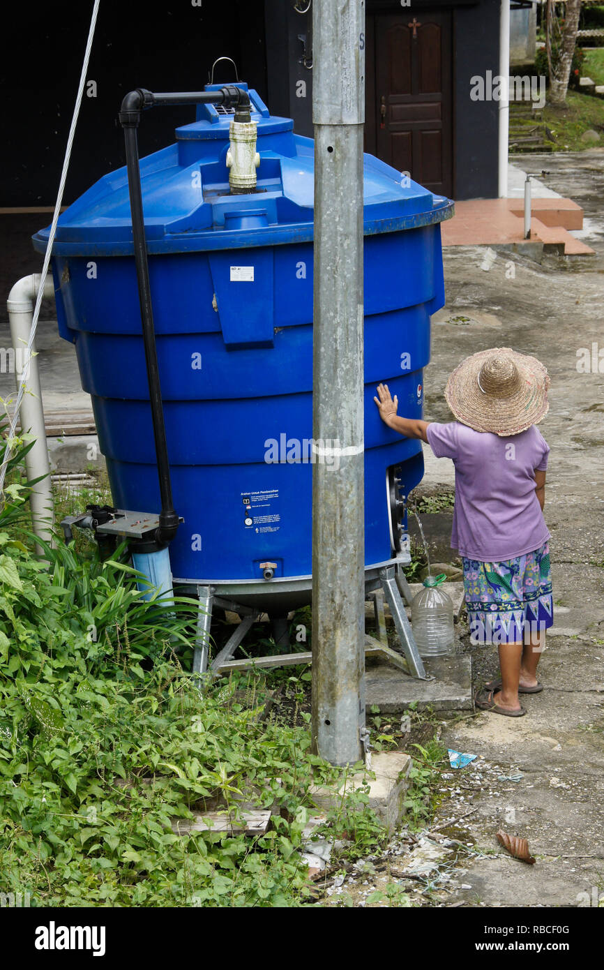 Filling water tank hi-res stock photography and images - Alamy