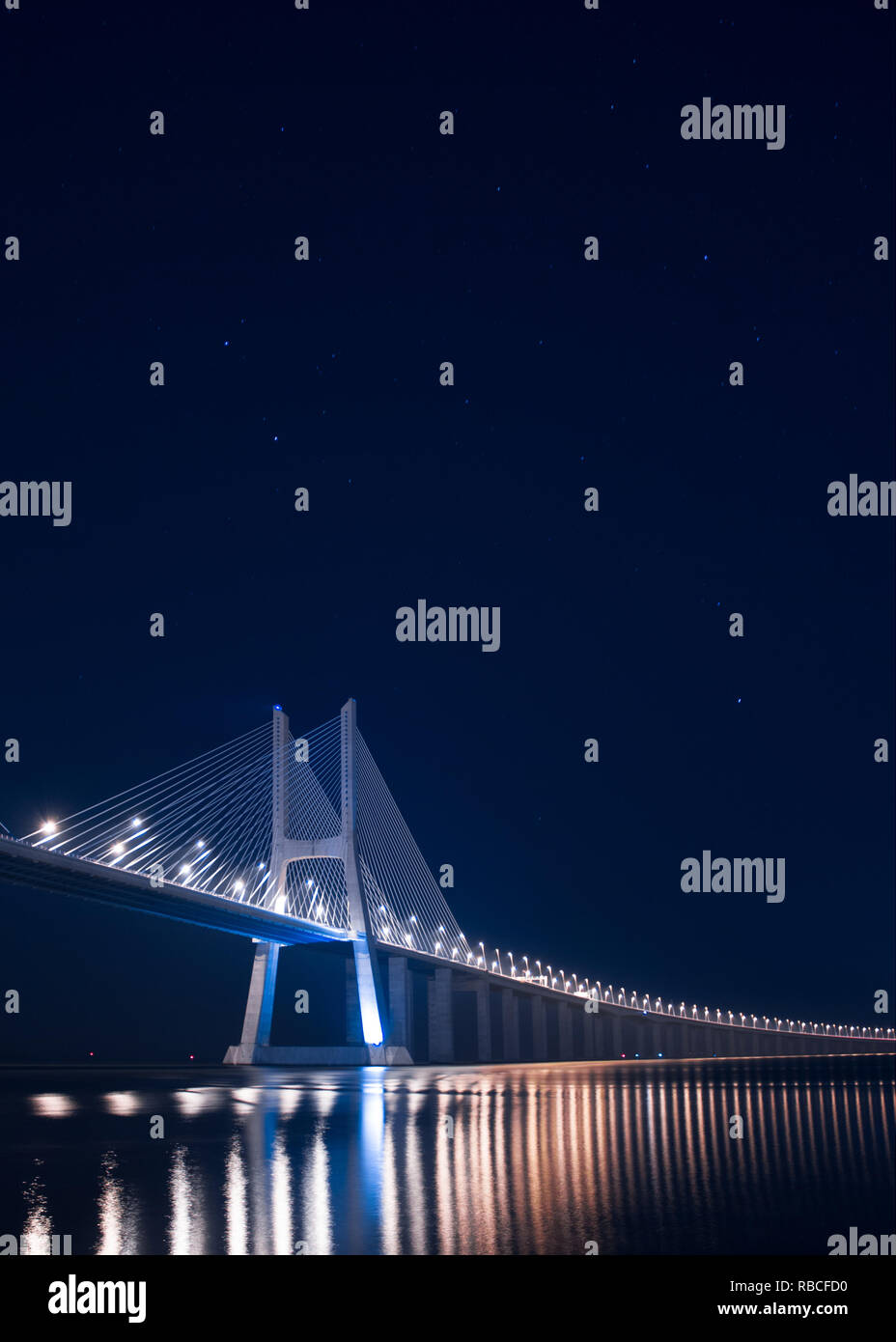 Bridge lights hi-res stock photography and images - Alamy