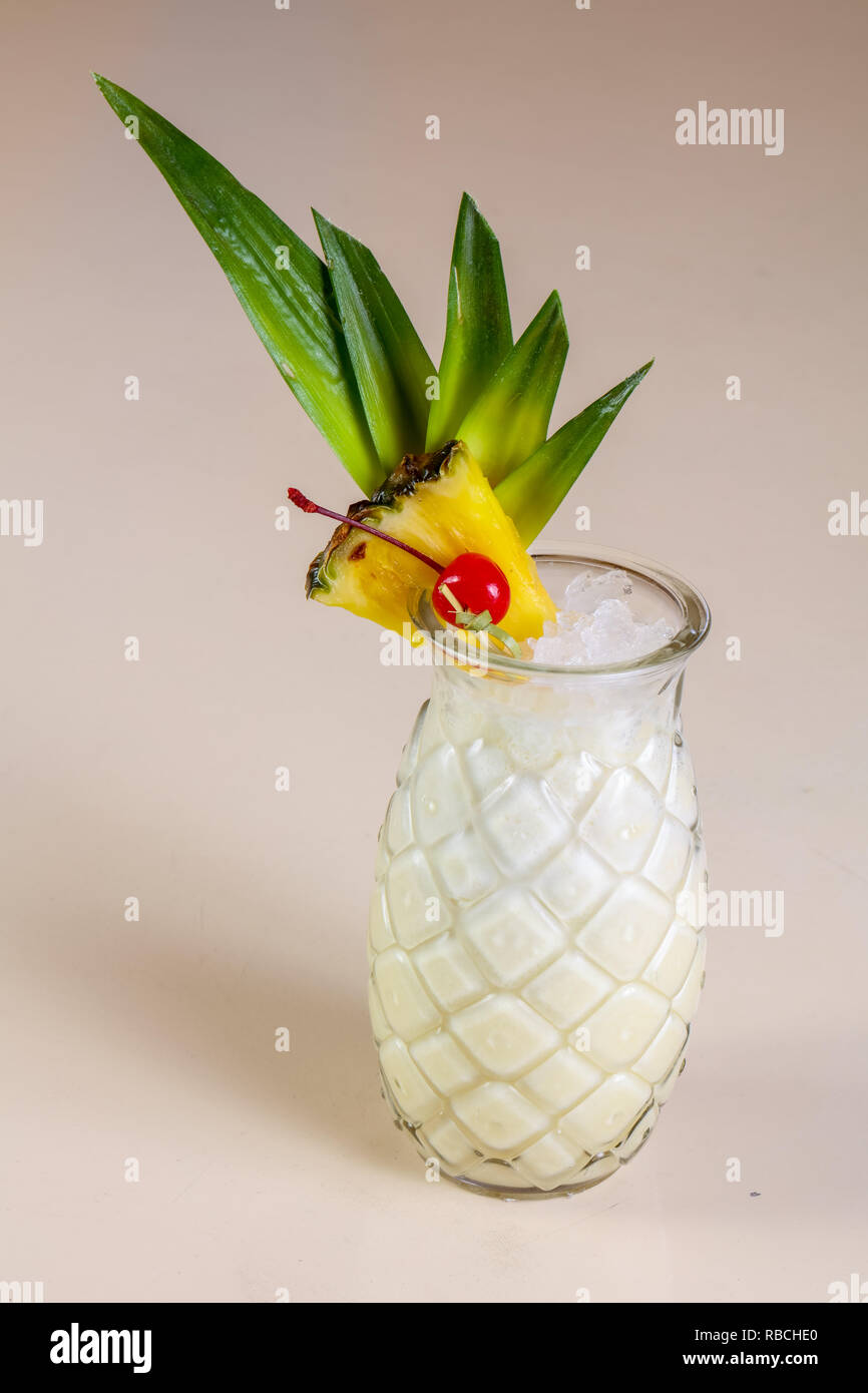 Hawaii cocktail bar drink Stock Photo - Alamy