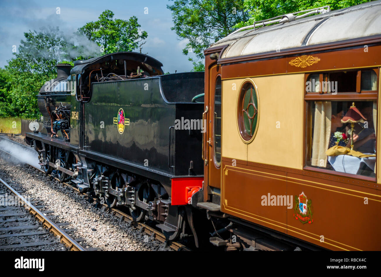 British Railways 30541 pulling Pullman coaches out of Sheffield Park ...
