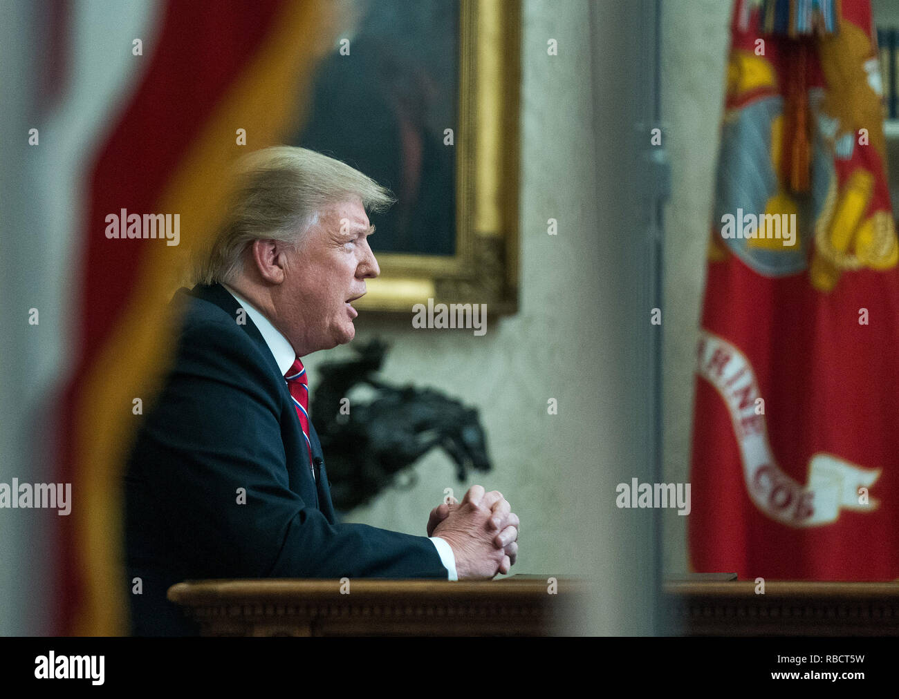 Oval office white house window hi-res stock photography and images - Alamy