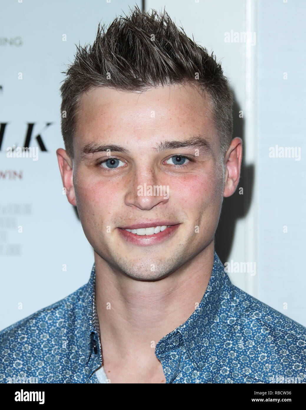 Los Angeles, California, USA. 8th January, 2019. Derek Mann arrives at ...