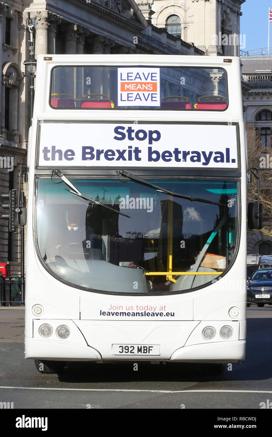 Anti brexit bus hi-res stock photography and images - Alamy