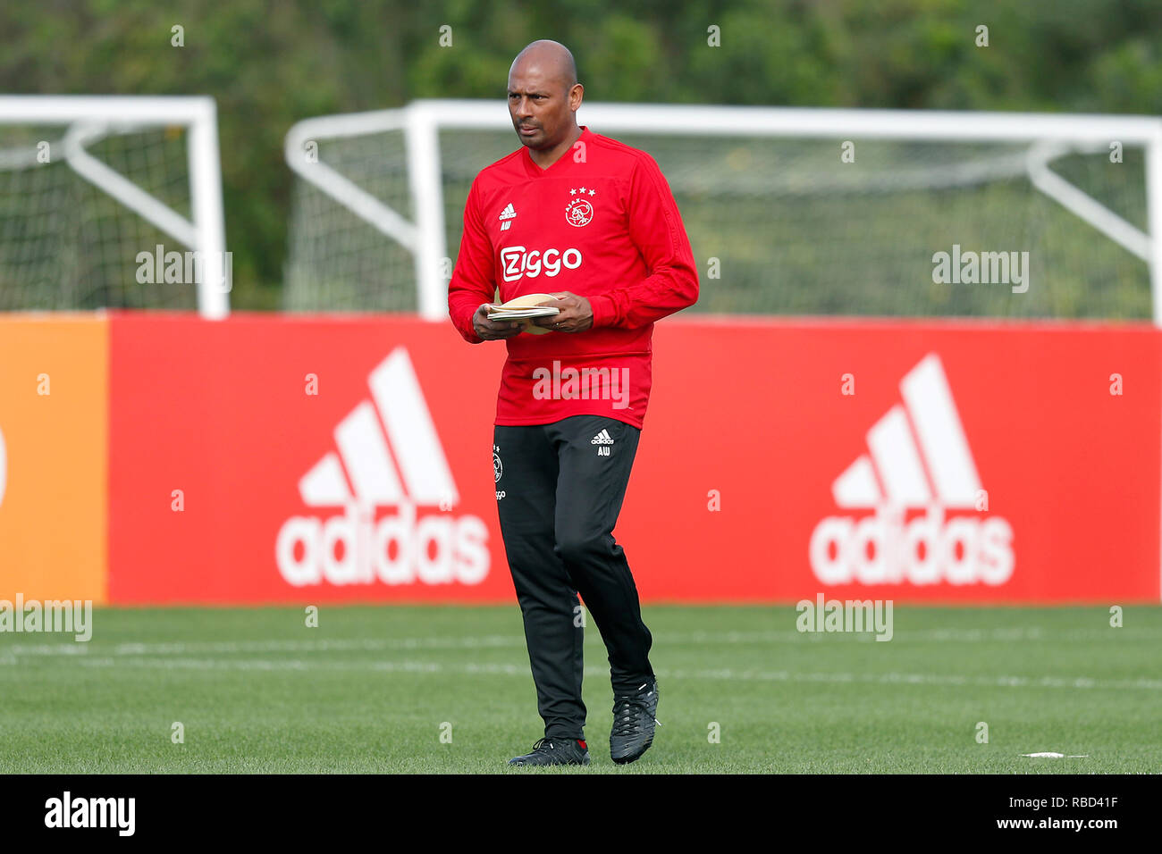 Aron winter hi-res stock photography and images - Alamy