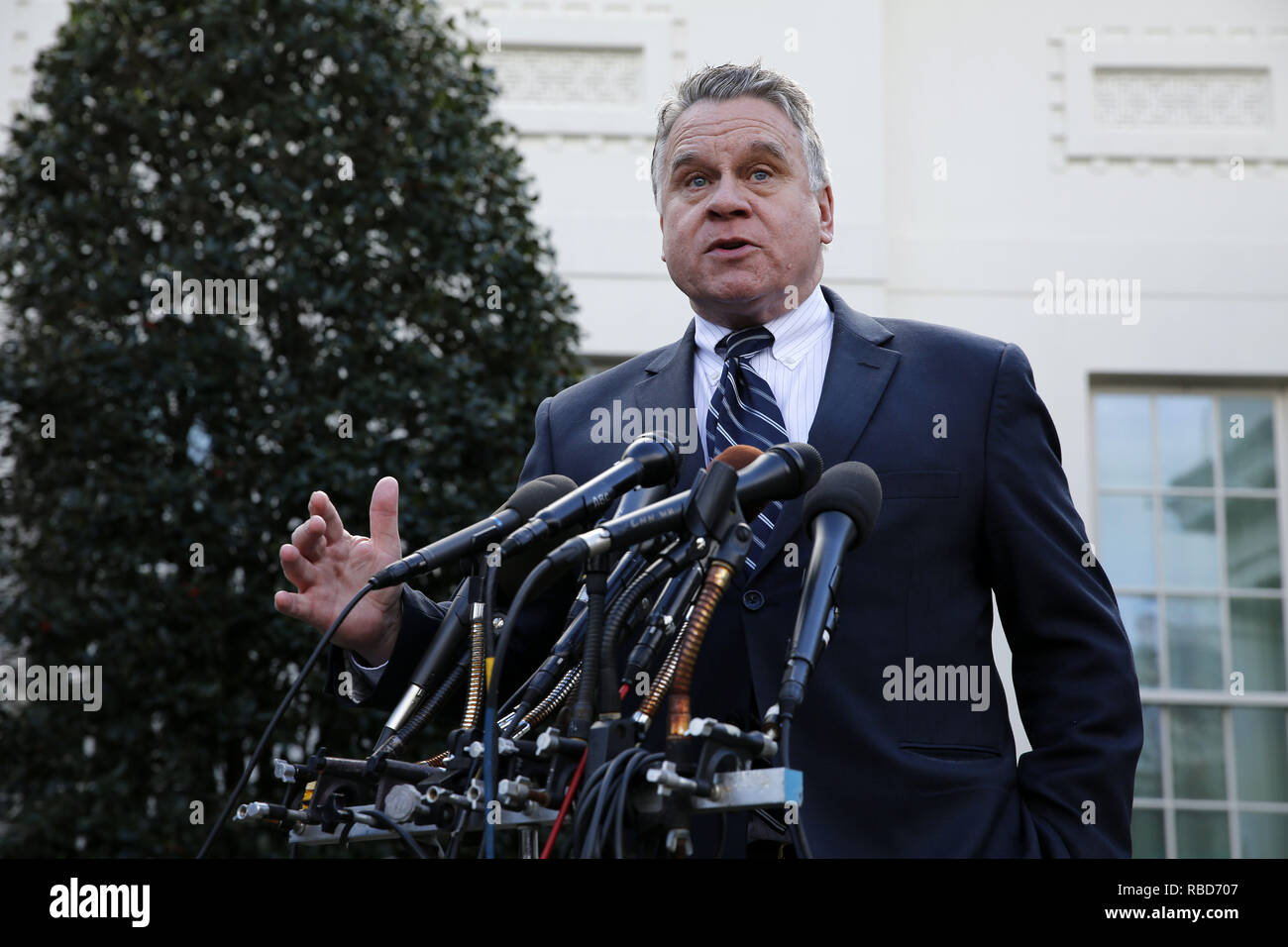 Chris smith new jersey hi-res stock photography and images - Alamy