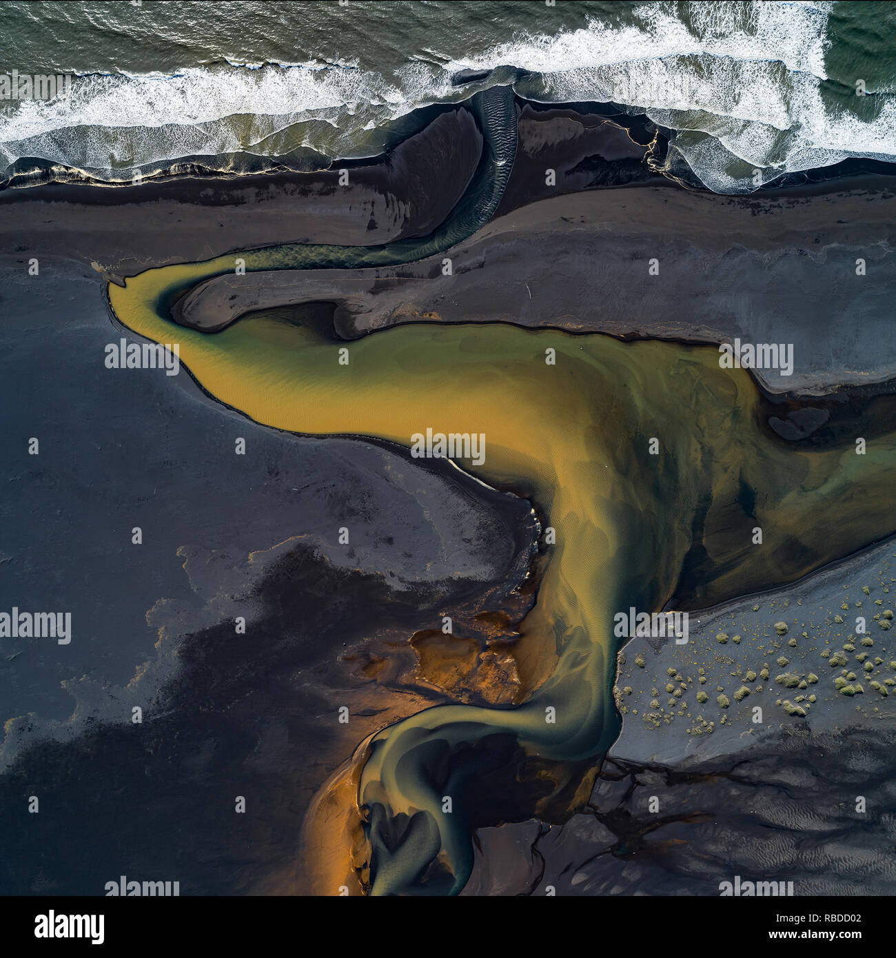 Where the Affall River meets the Atlantic Ocean, there is a confluence ...