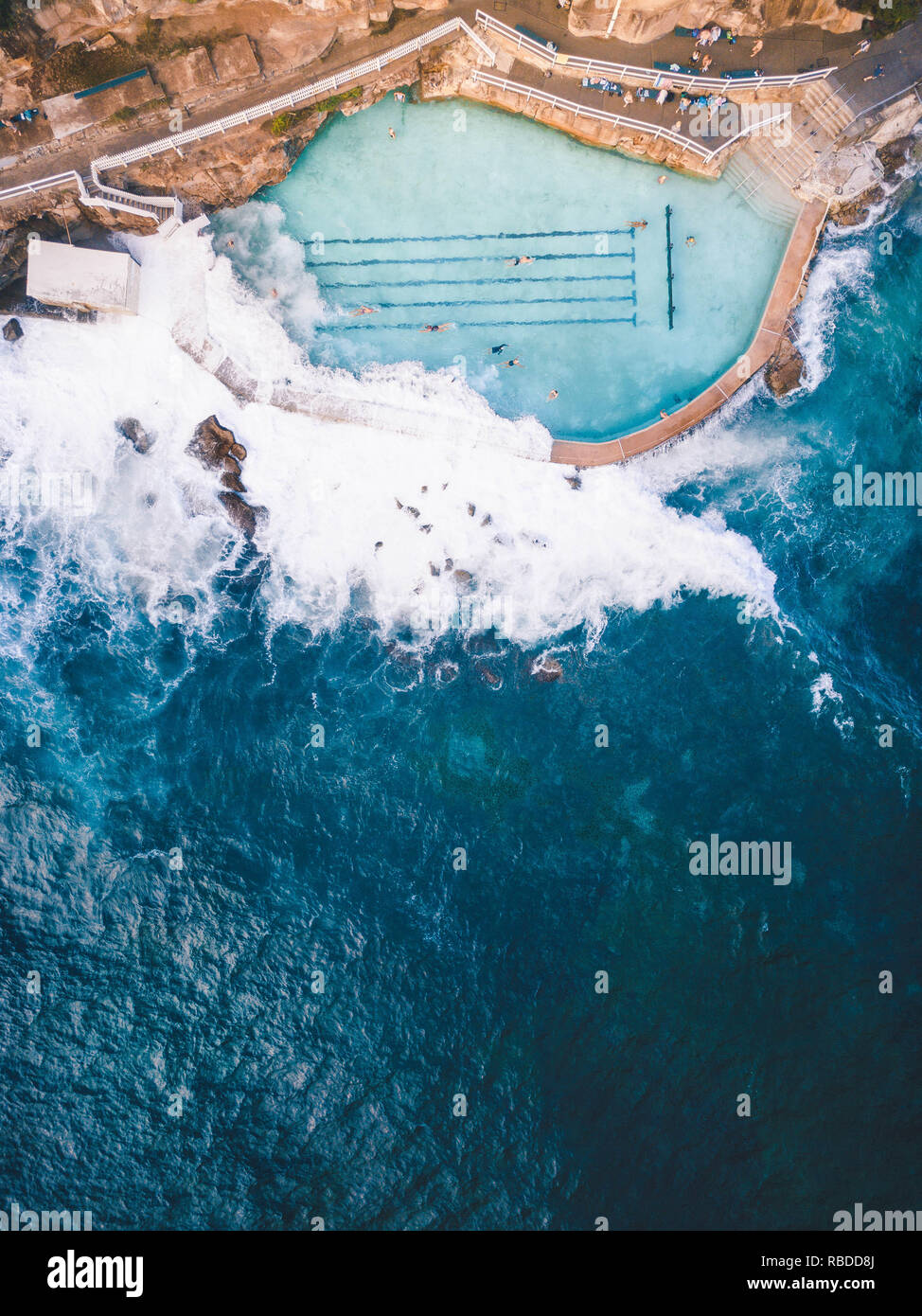 Pictures of rock pools hi-res stock photography and images - Alamy