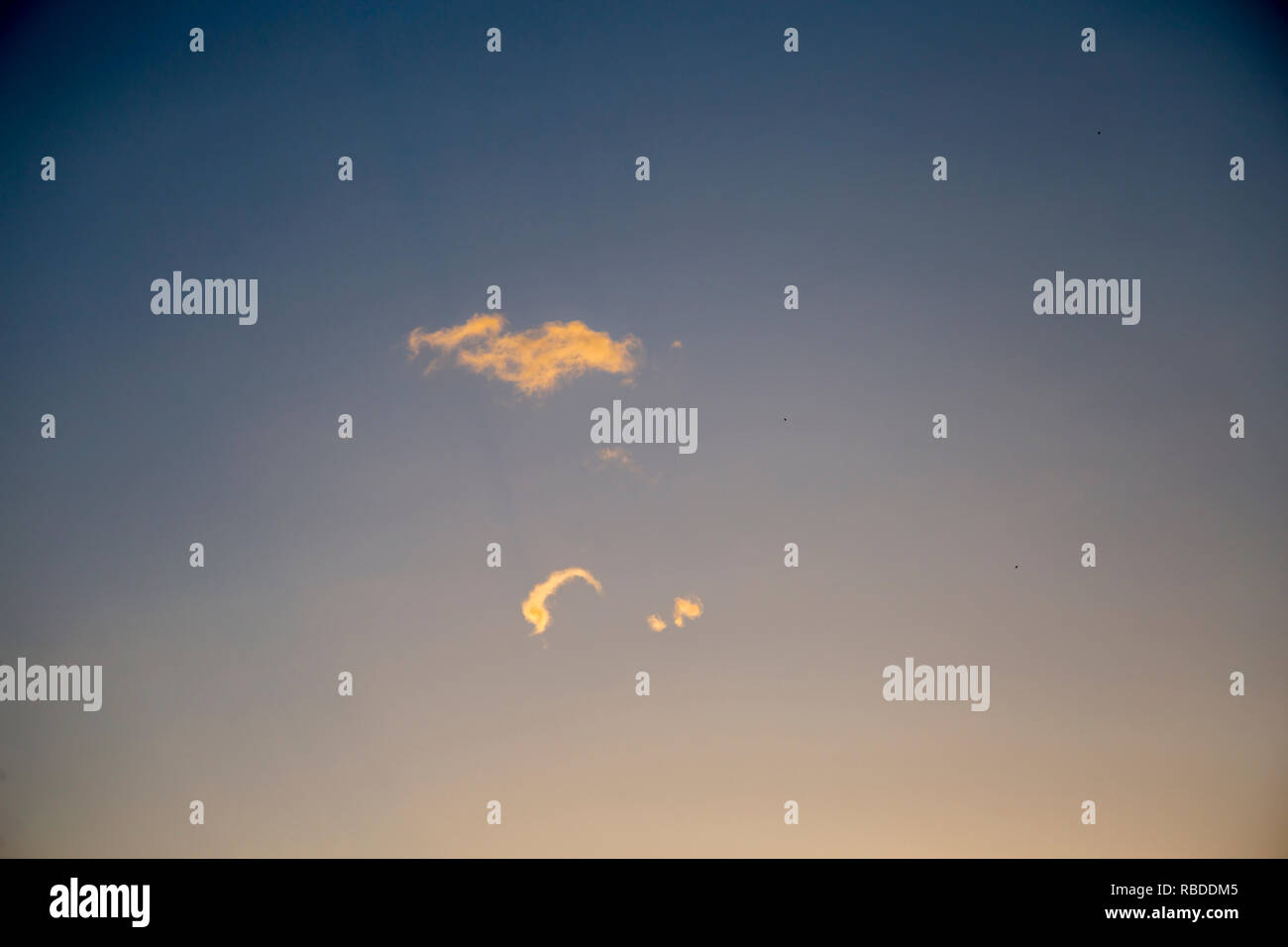 Unique clouds hi-res stock photography and images - Alamy