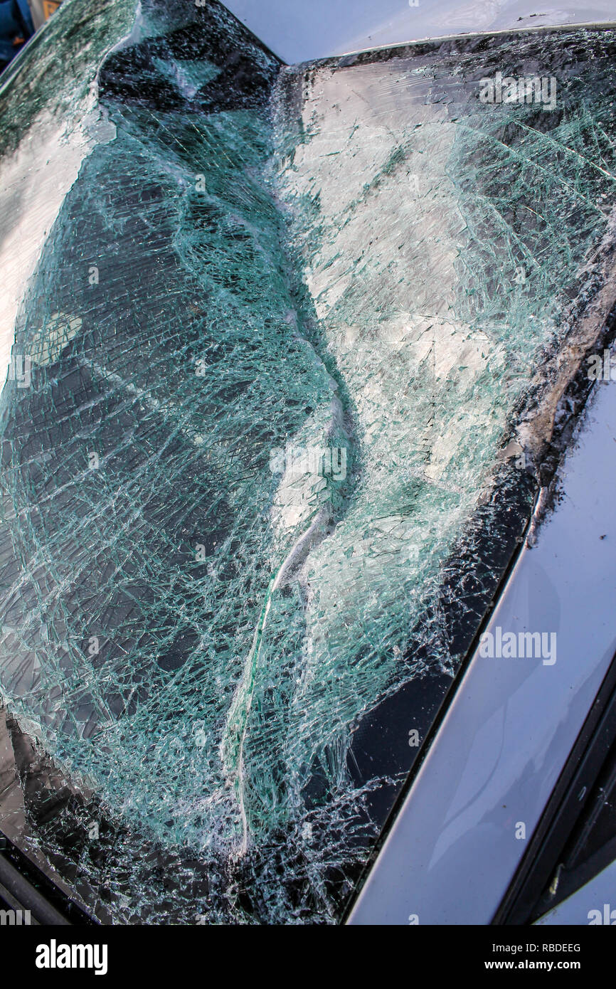 Scratched car roof hi-res stock photography and images - Alamy