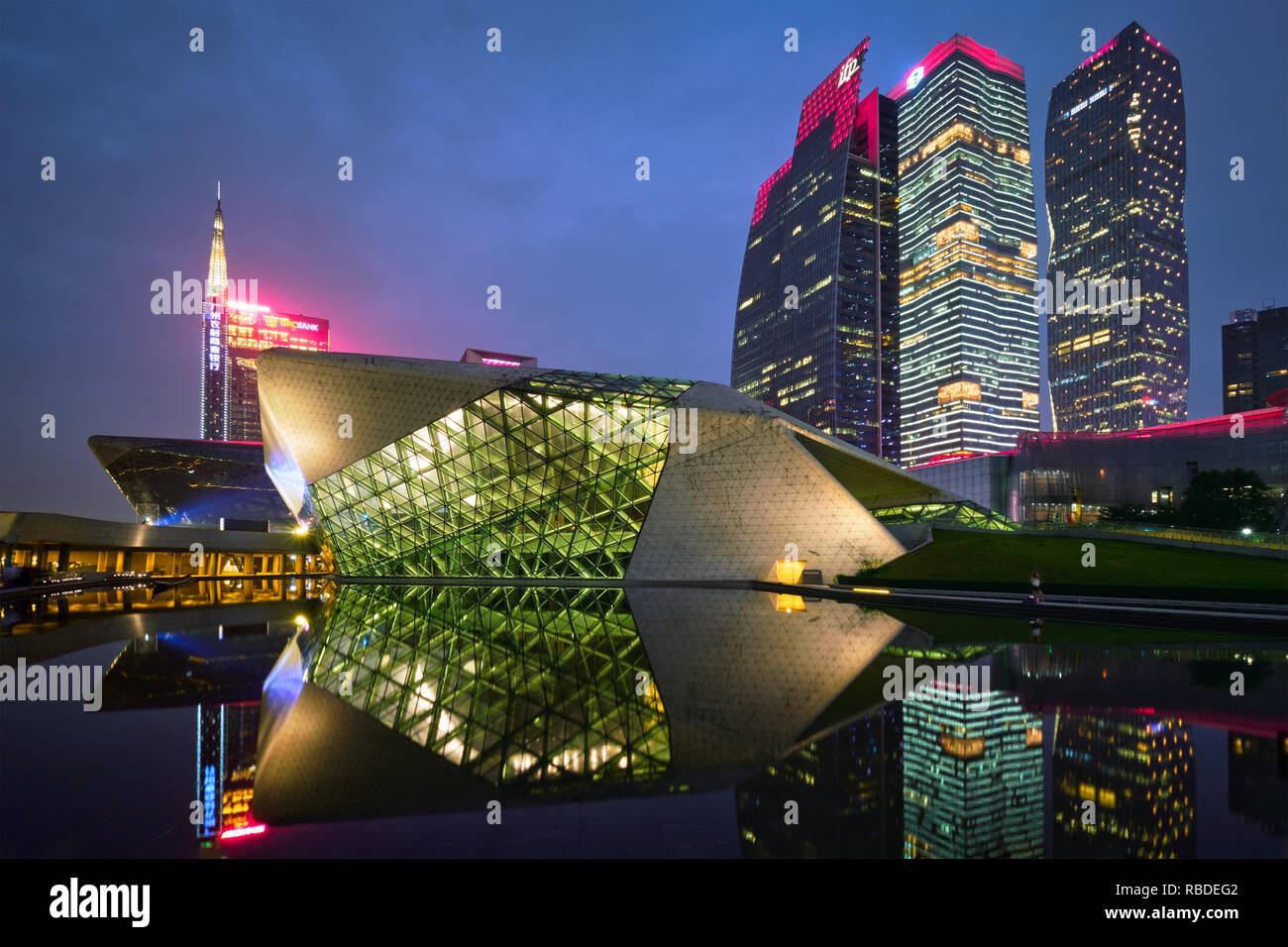 Guangzhou Opera House. Guangzhou, China Stock Photo - Alamy