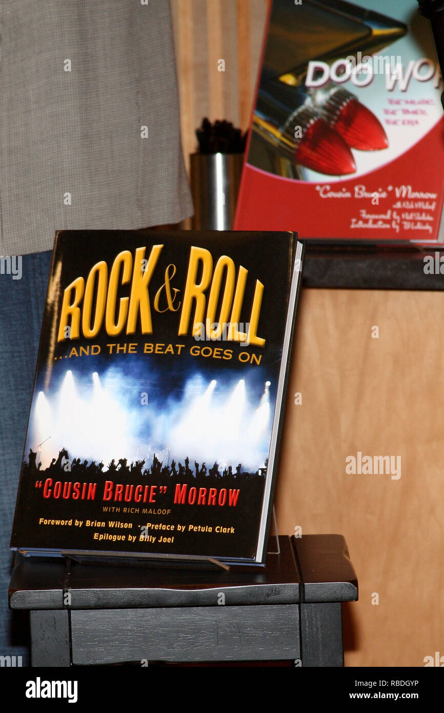 NEW YORK - OCTOBER 06: *Exclusive* Atmosphere at the book signing for ...