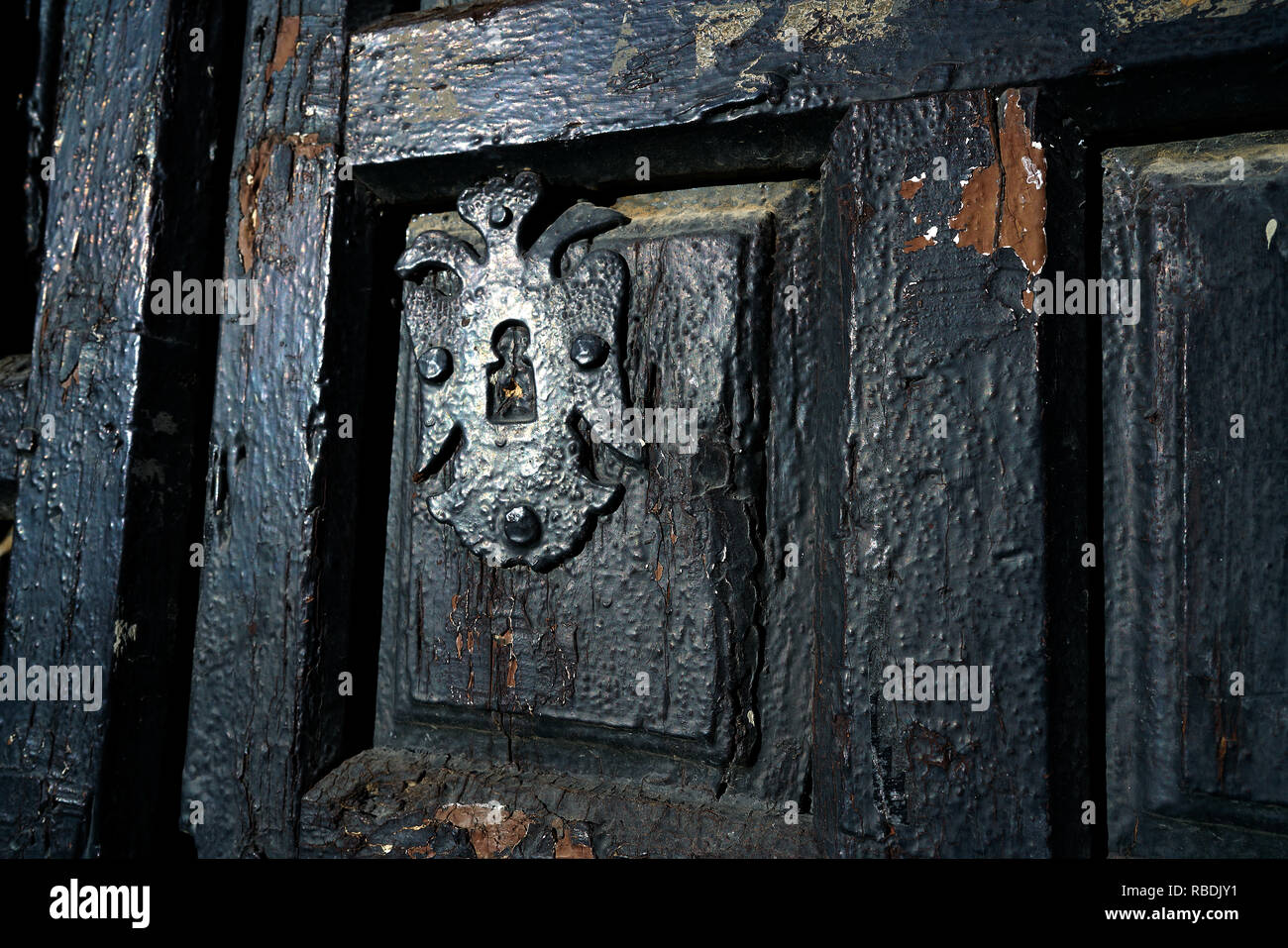 Old door key hi-res stock photography and images - Alamy
