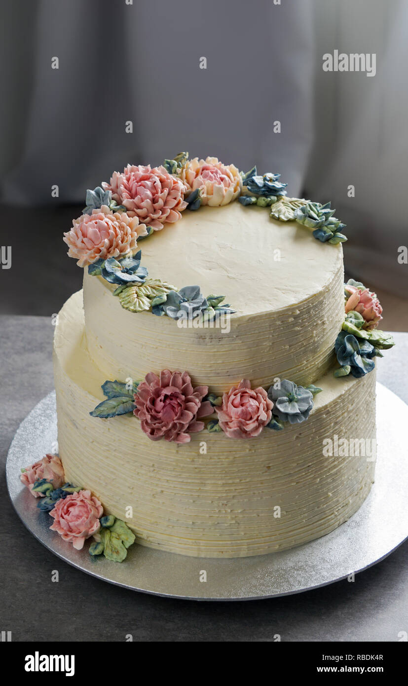 Buttercream flower wedding cake 60 photos - Astyledwedding.com