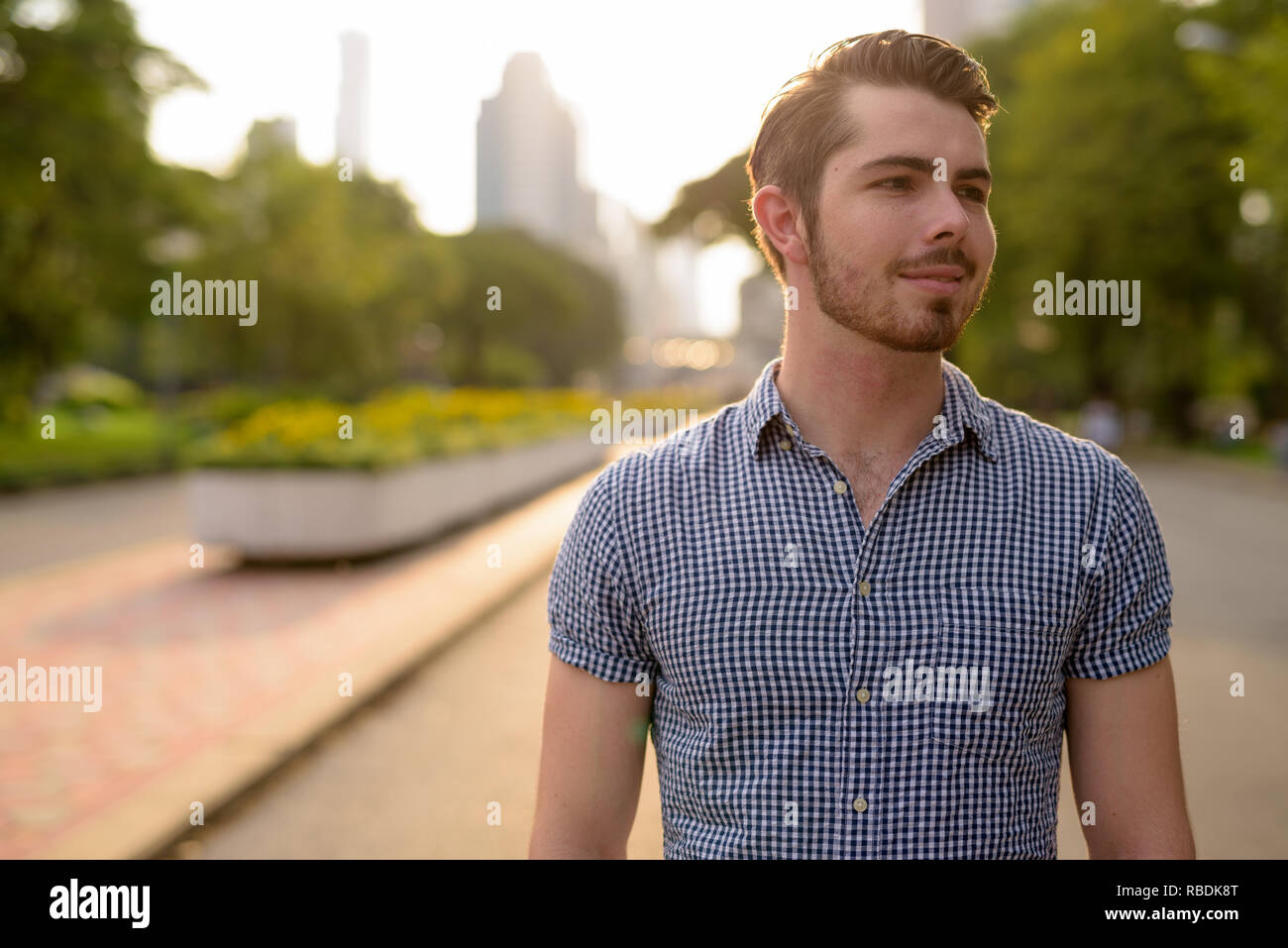 Standing style hi-res stock photography and images - Alamy