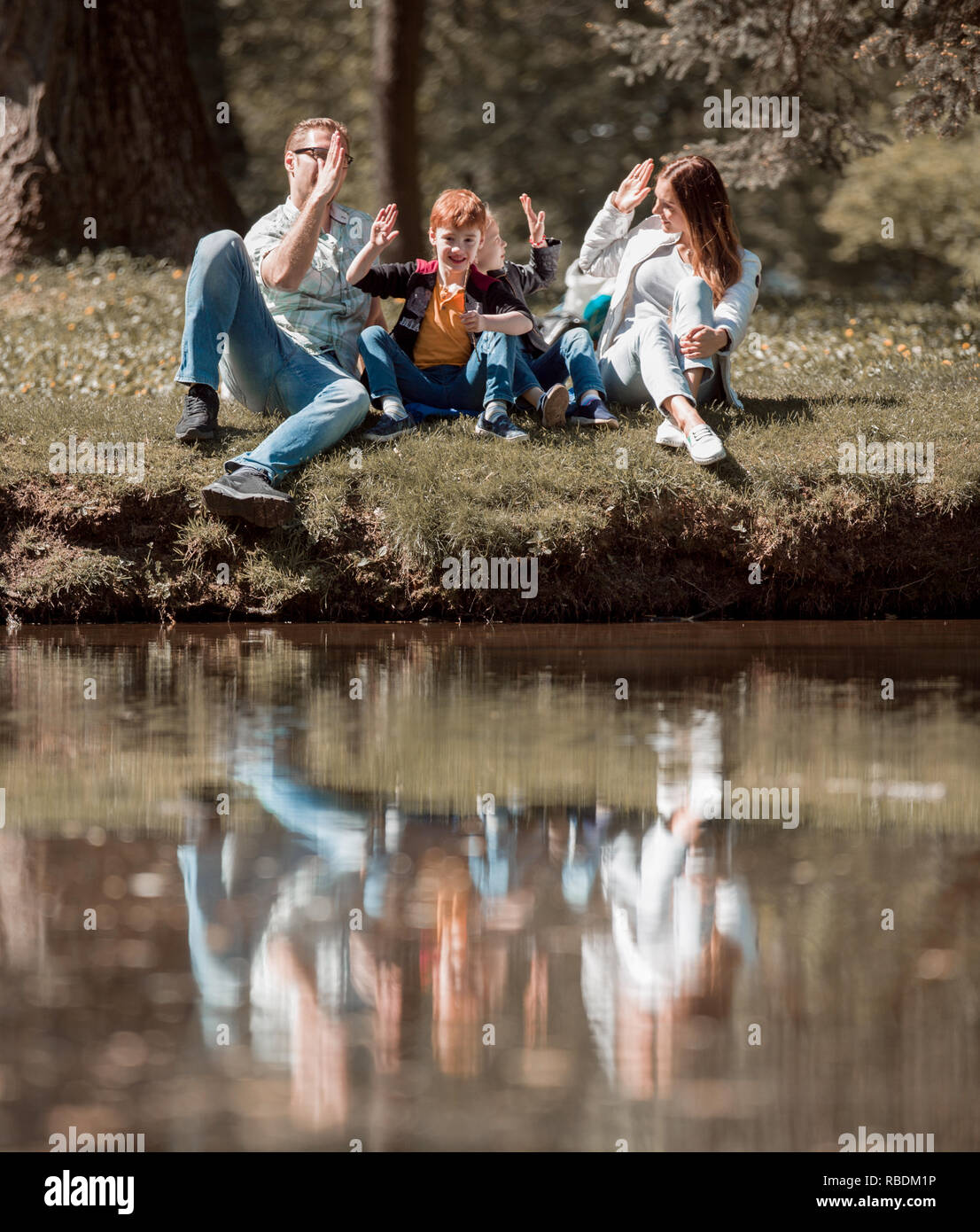 Female kids children high five hi-res stock photography and images - Alamy