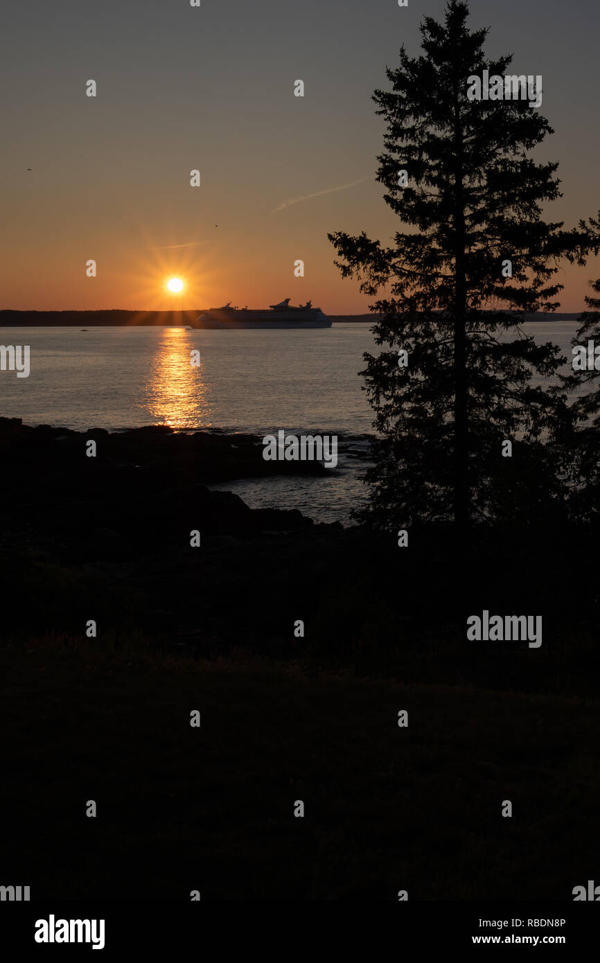 Sunrise colors landscape Stock Photo - Alamy