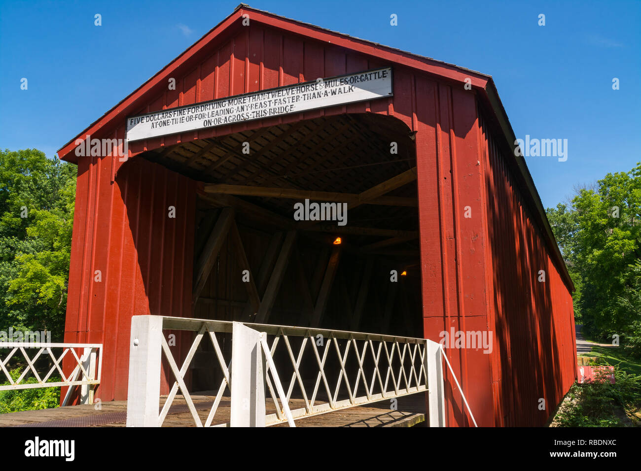 "Red Covered Bridge". The oldest covered bridge in Illinois built in ...