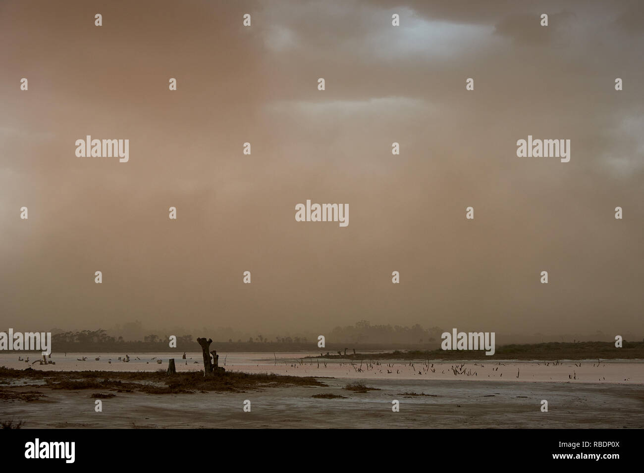 Dust storm hi-res stock photography and images - Alamy