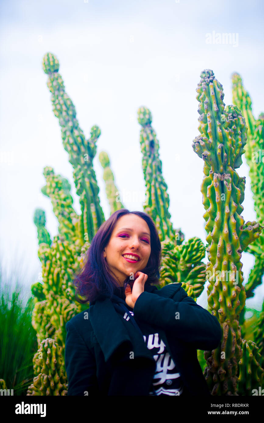 Latin female model poses for pictures in Barcelona, Spain. Barcelona's ...