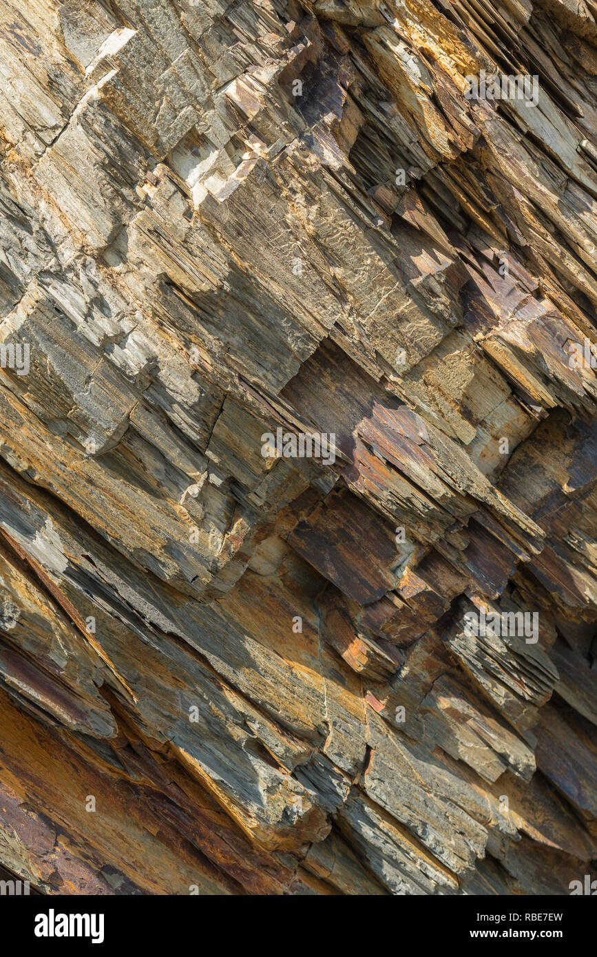 Fractured rocks hi-res stock photography and images - Alamy
