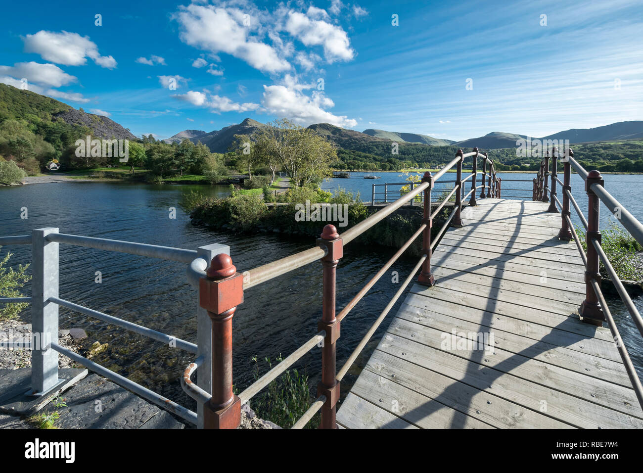 Llyn Padarn Country Park at Llanberis in North Wales Stock Photo - Alamy