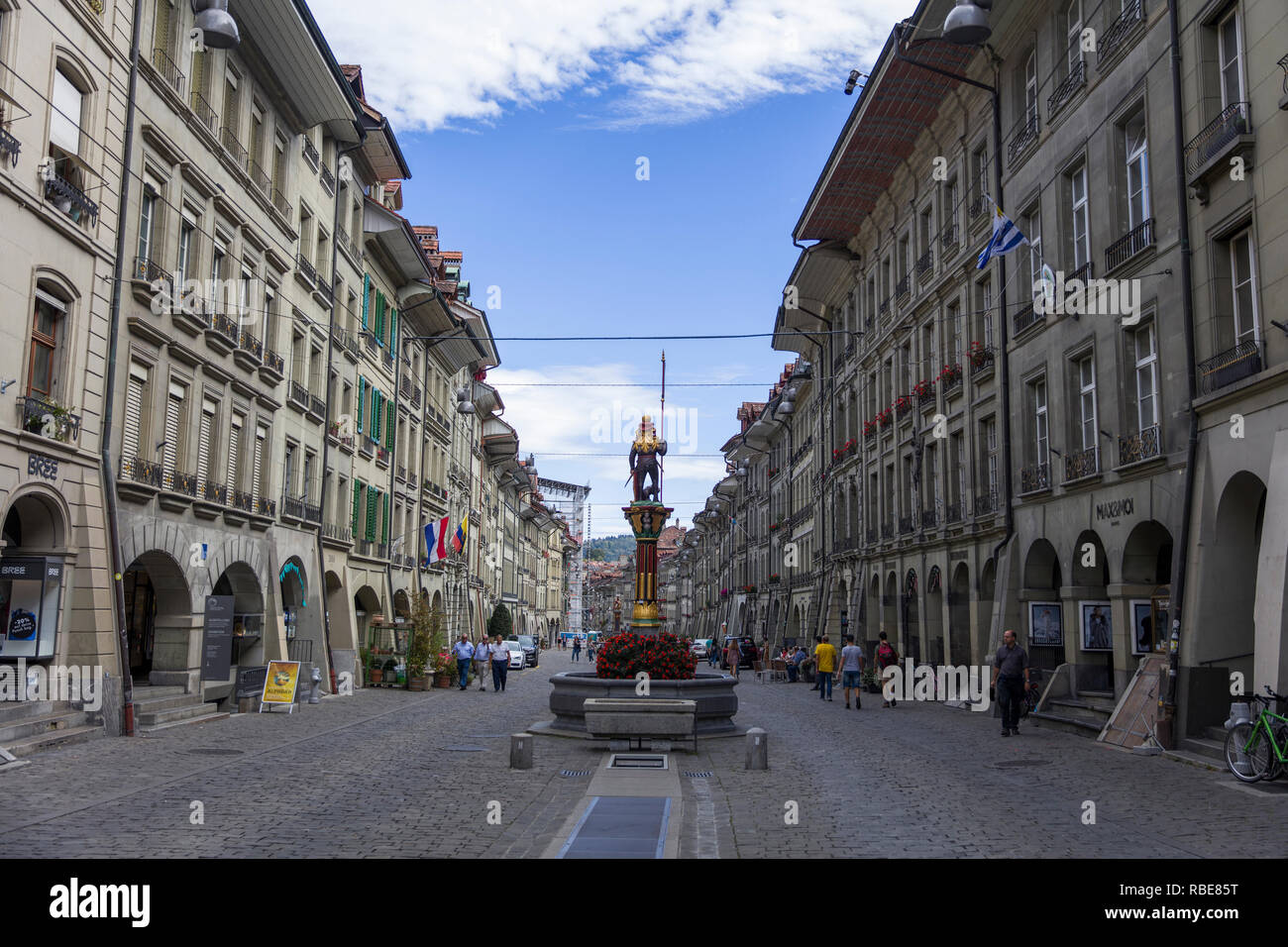 BERN, SWITZERLAND - SEPTEMBER 23, 2018: View at Zahringer fountain in ...